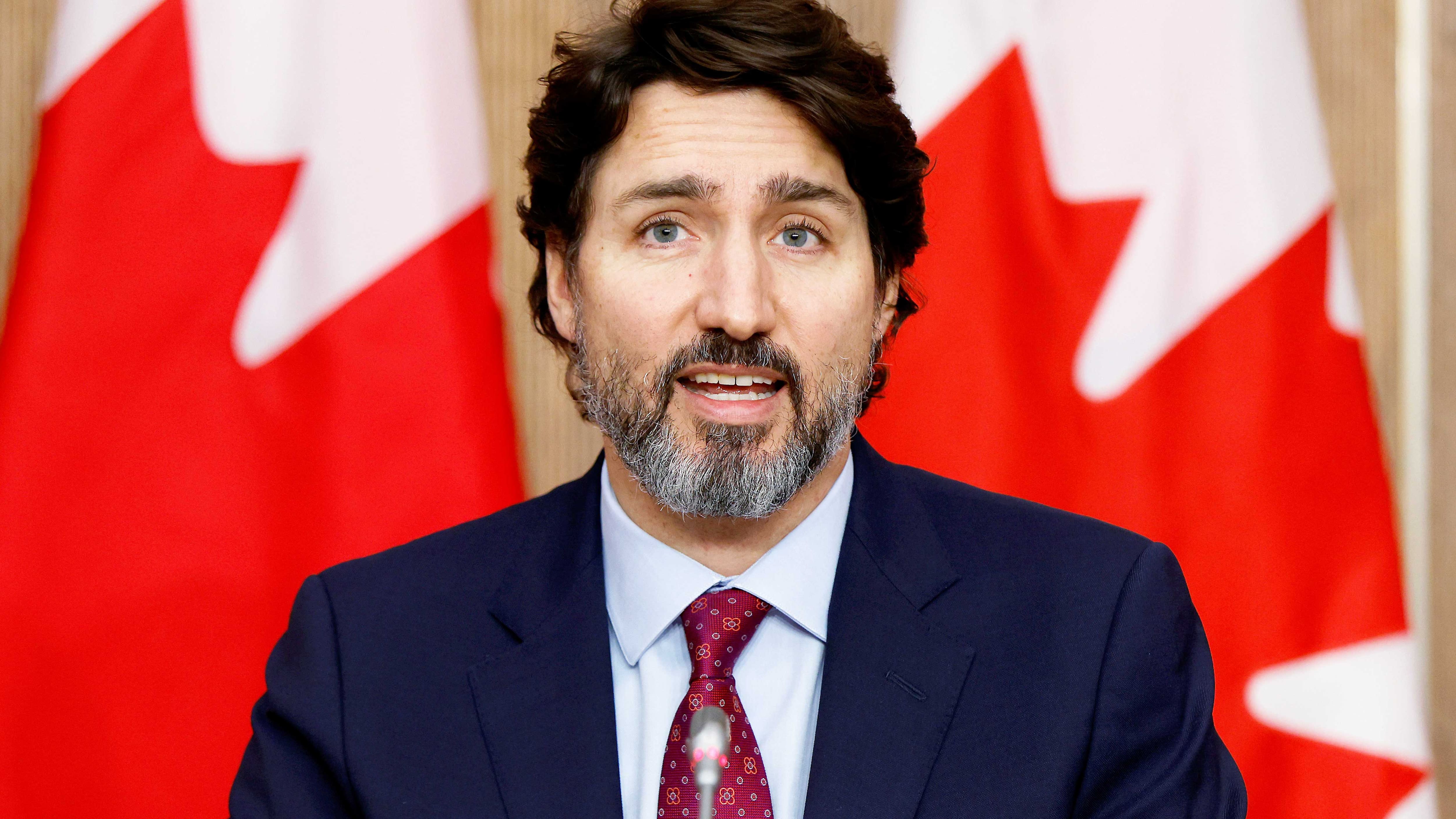 Coupe de cheveux de Justin Trudeau: look estival ou calcul politique? | JDM