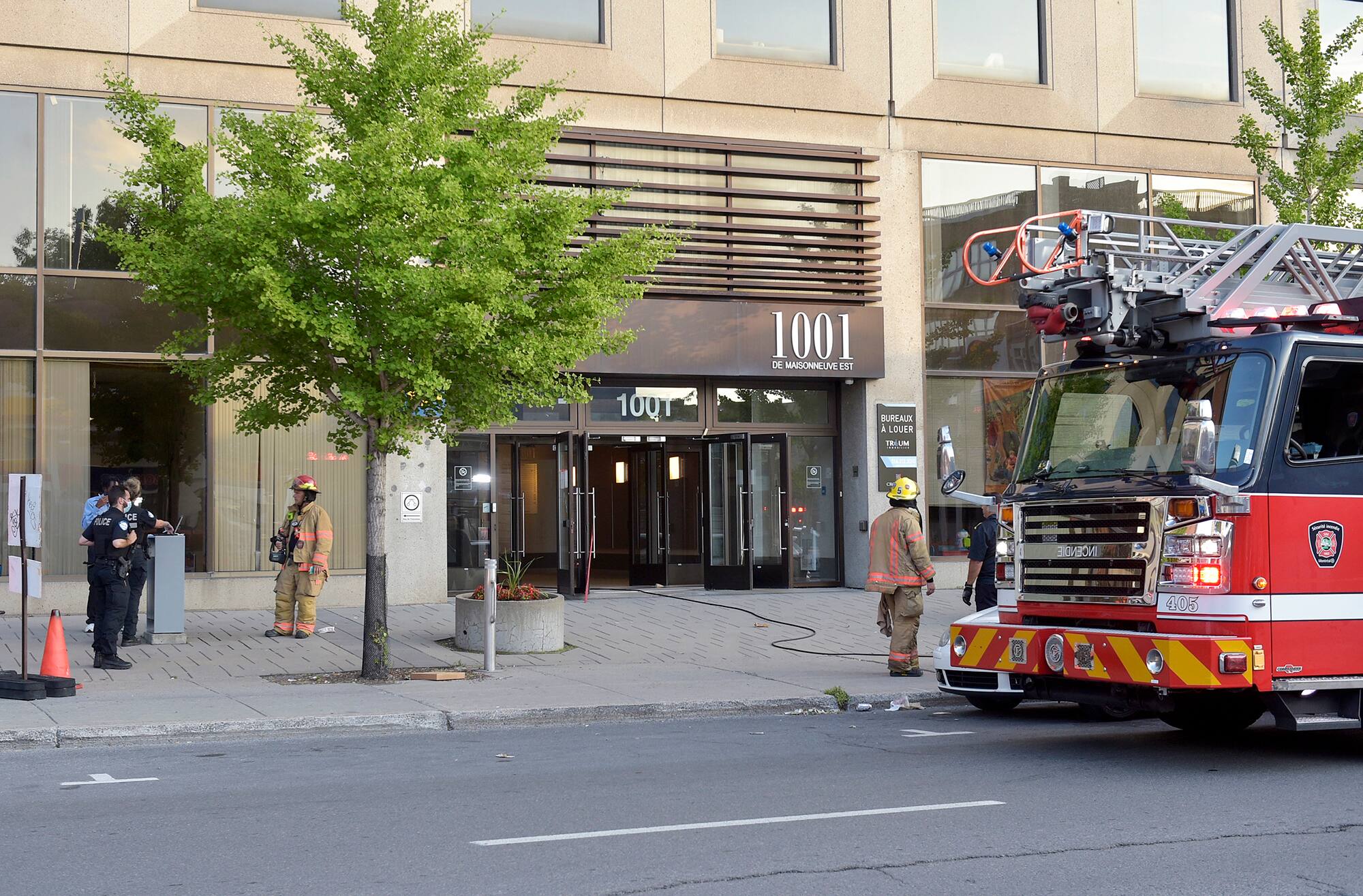 Cocktail Molotov: des bureaux de la DPJ incendiés à Montréal | JDM