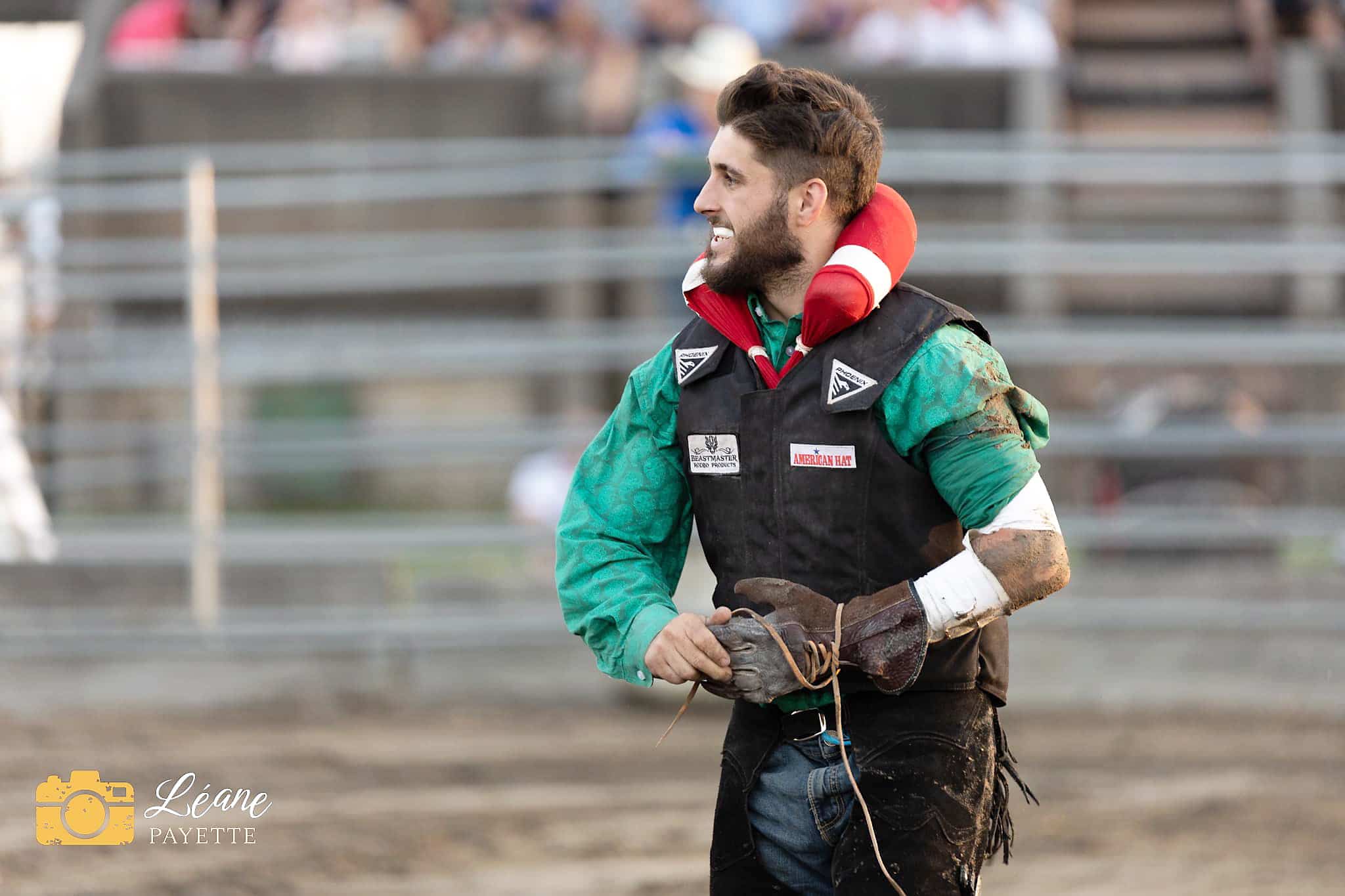 Un jeune père dans un semi-coma après un rare accident de rodéo | JDM