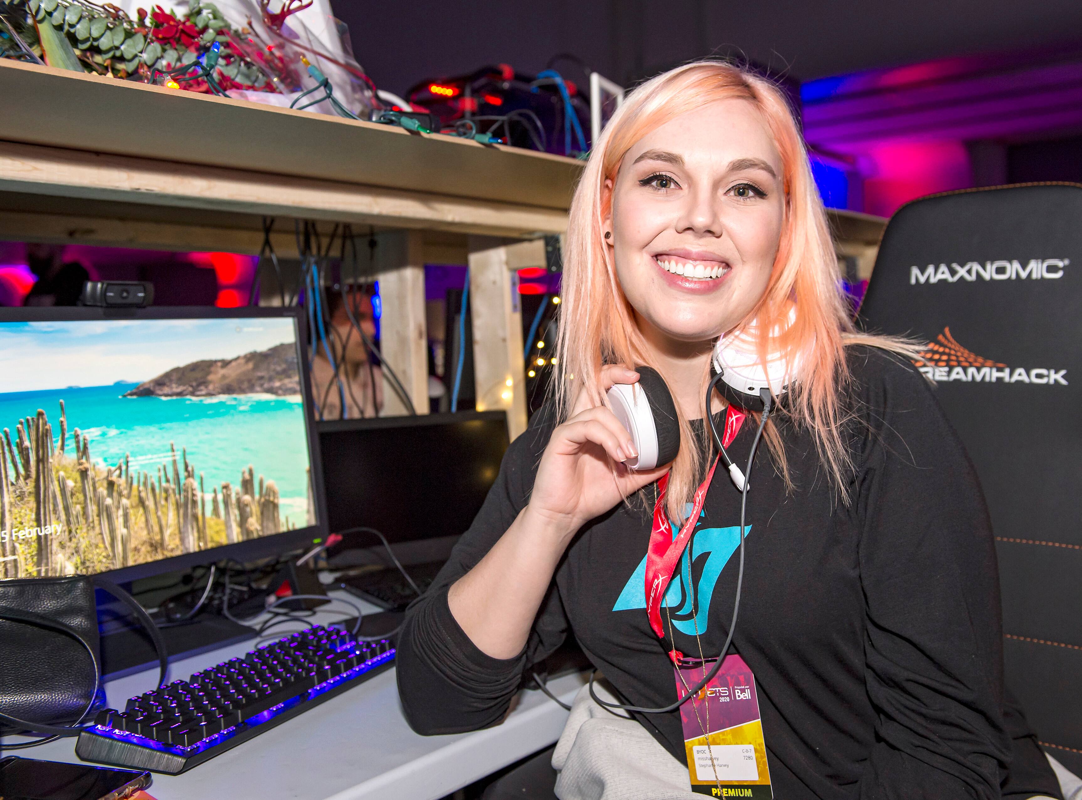 Gameuse et fière de l’être: un premier livre pour Stéphanie Harvey | JDM