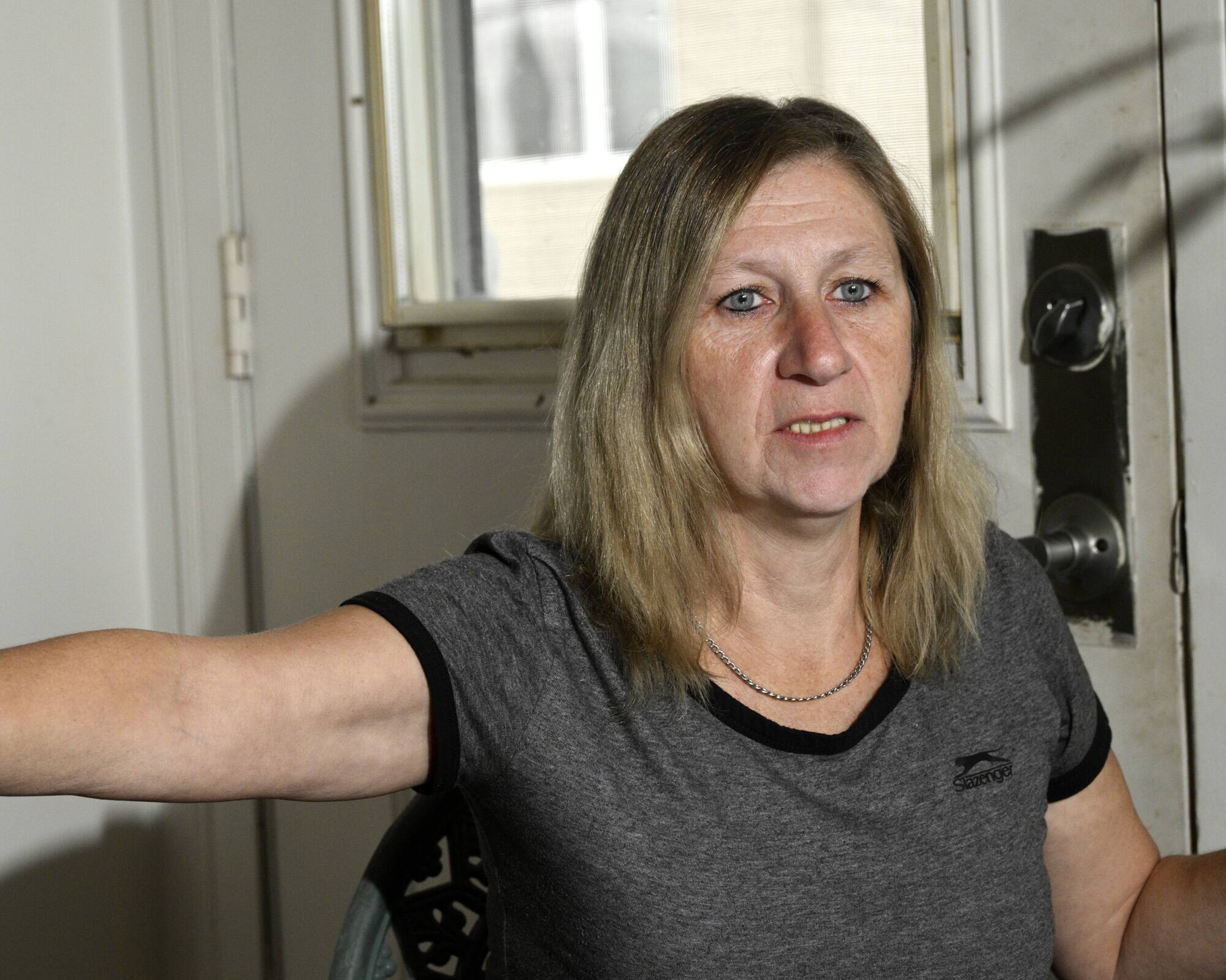 Tenir tête à l’horreur: elle a partagé la vie du présumé meurtrier Marc ...