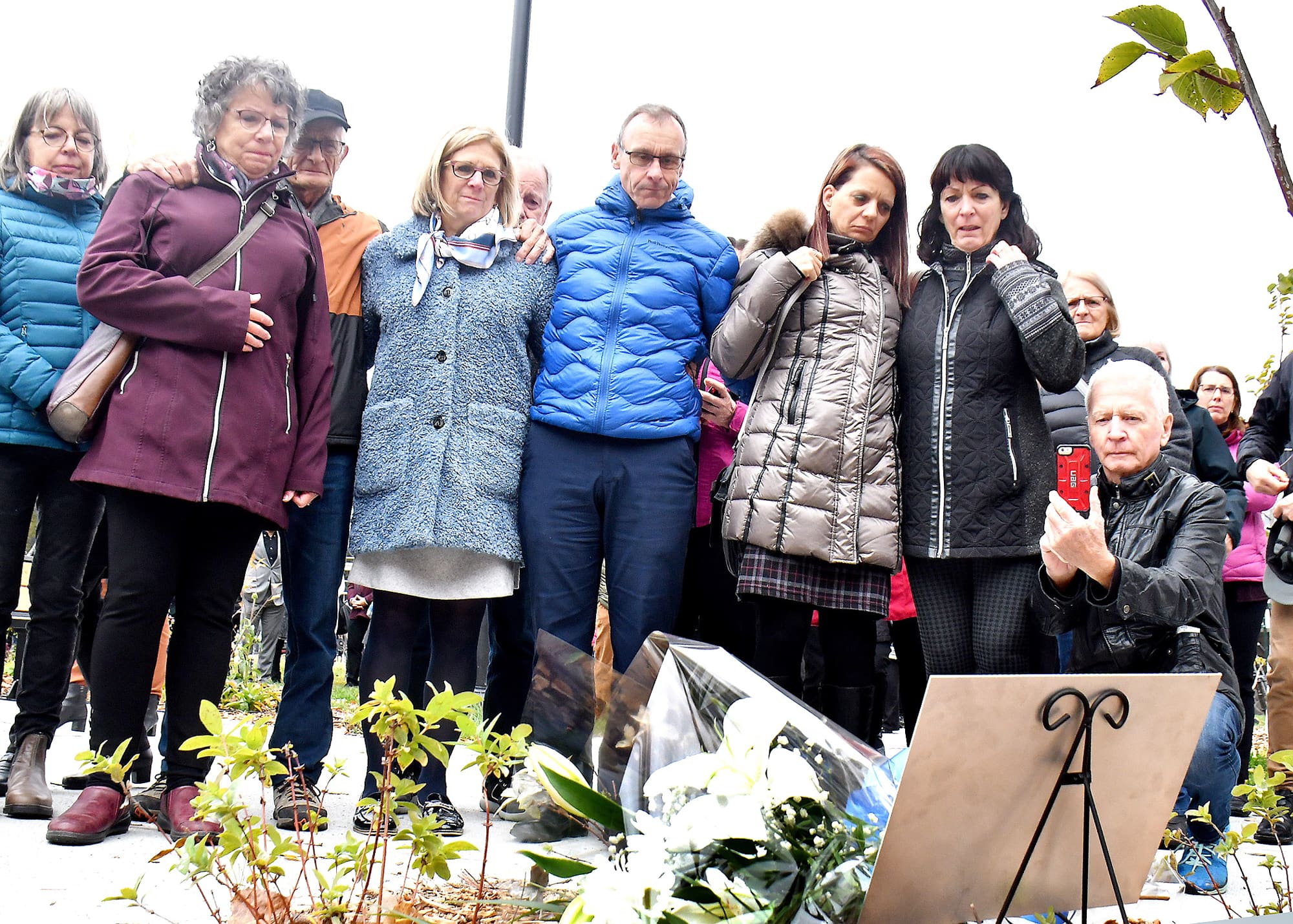 Tenir tête à l’horreur: elle a partagé la vie du présumé meurtrier Marc ...