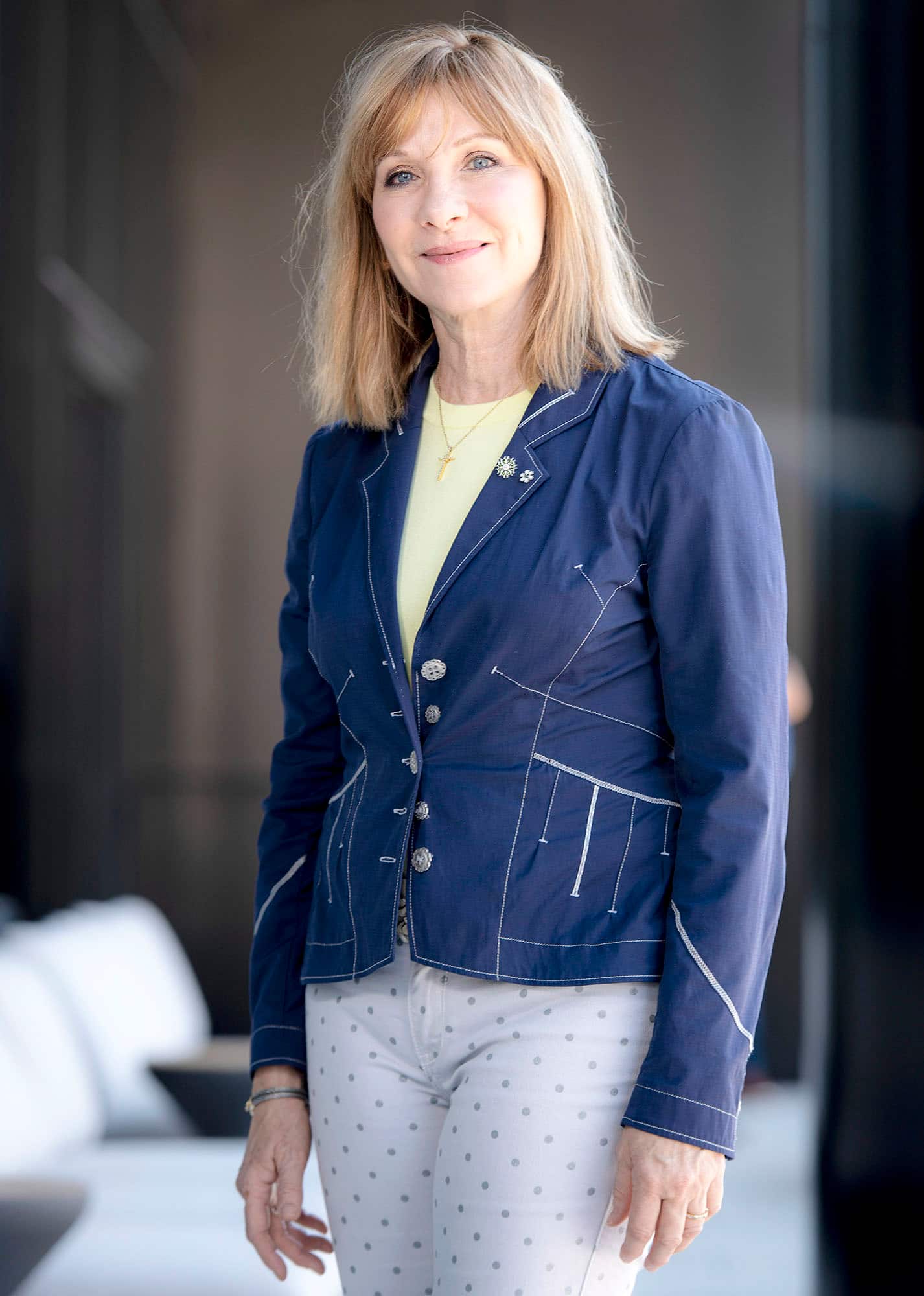 Déshéritée par ses parents, car elle a étudié en France | JDM