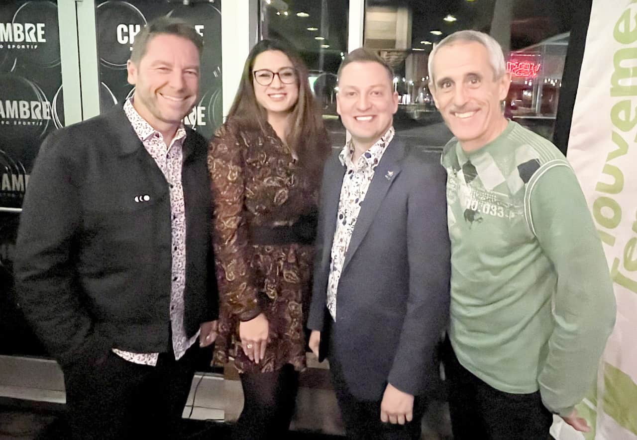 Lancement réussi de la biographie de Claude Raymond, Frenchie | JDQ