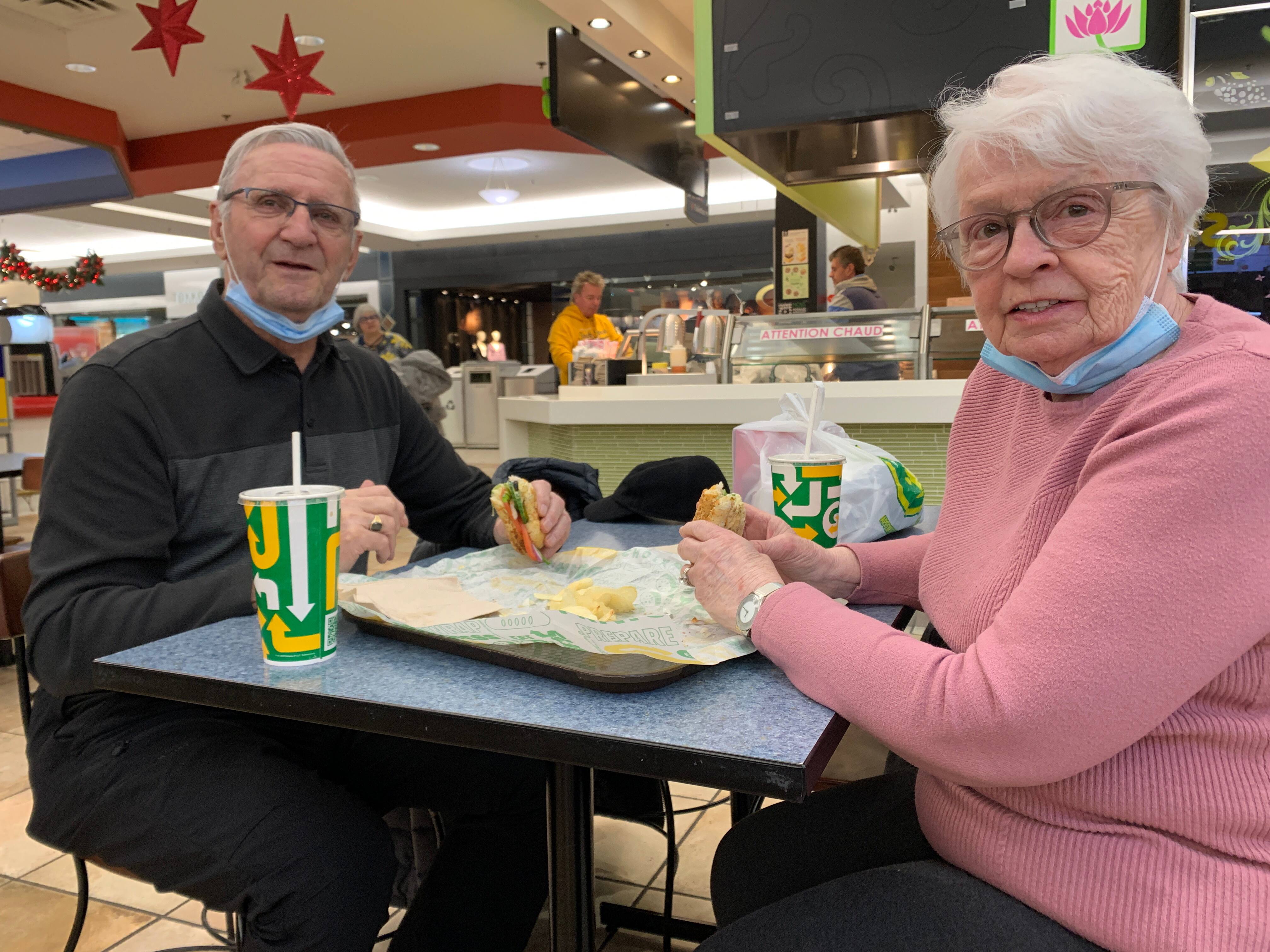 Recommandation de la santé publique: la population divisée sur le masque | JDQ