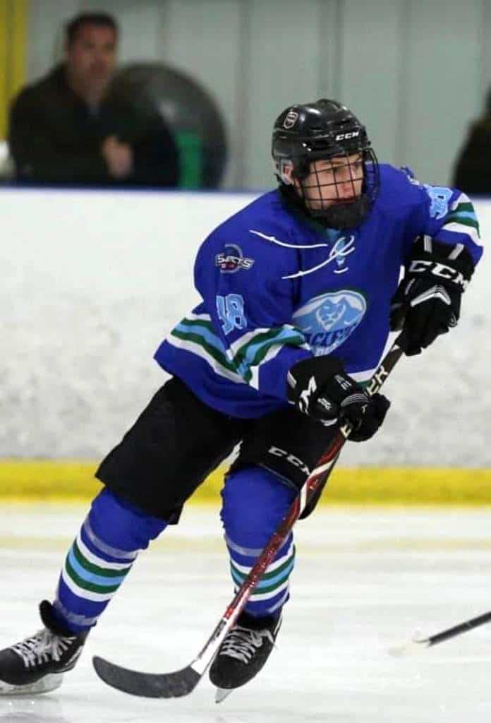 Le lancer destructeur de Connor Bedard serait déjà du calibre de la LNH ...