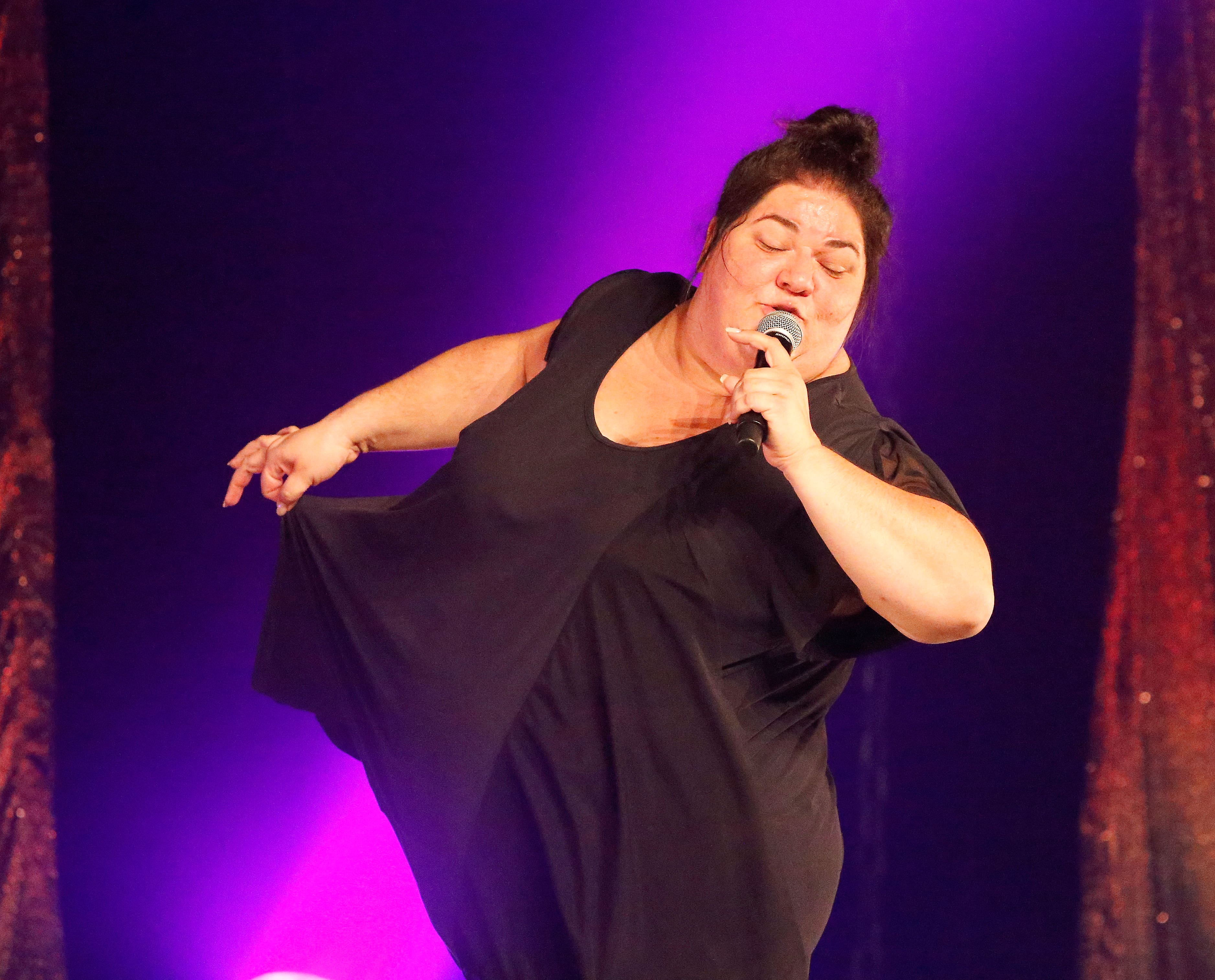 Un début fracassant pour Christine Morency | JDQ