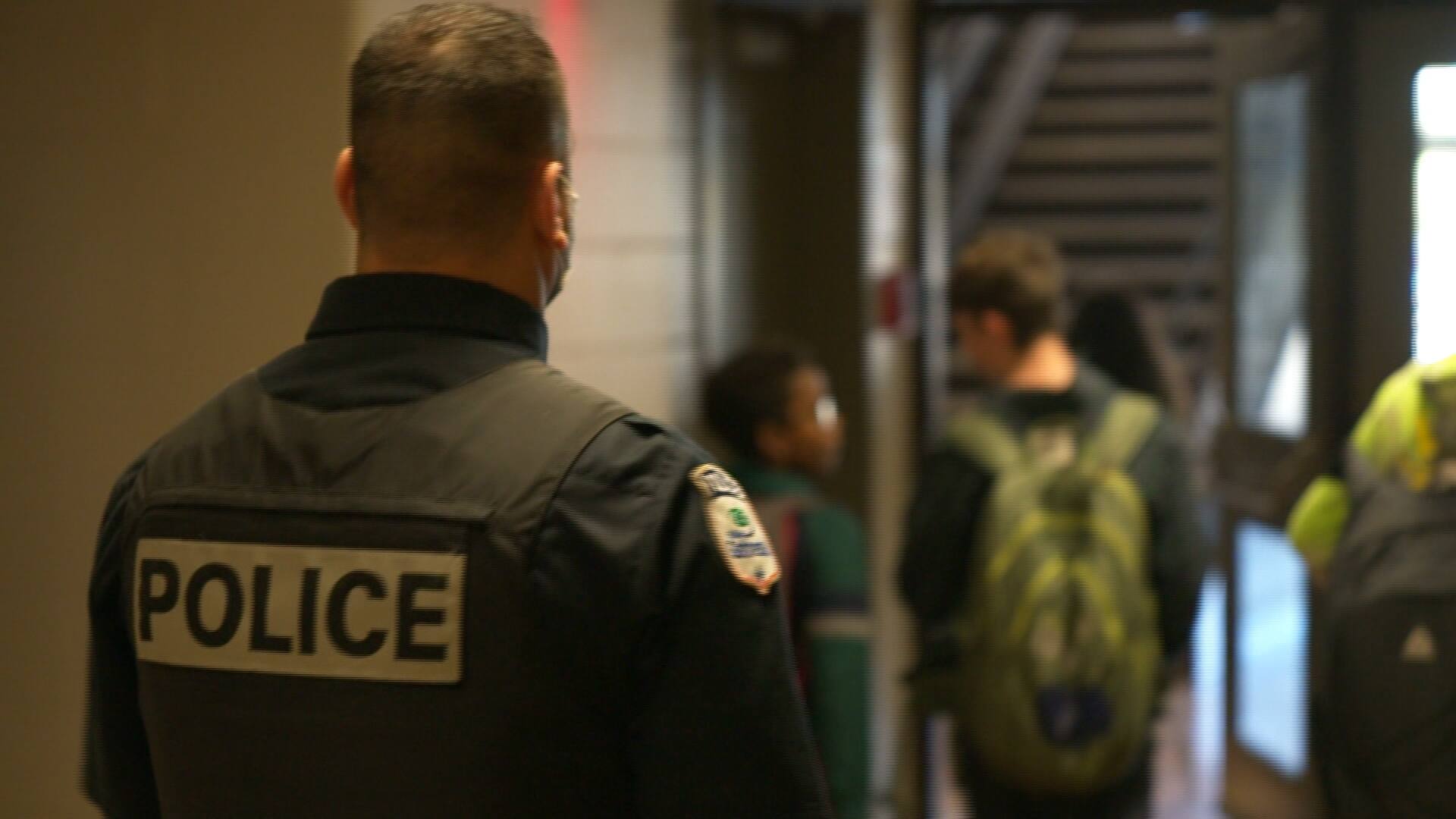 «Sextorsion»: les garçons de plus en plus ciblés par des arnaqueurs du ...