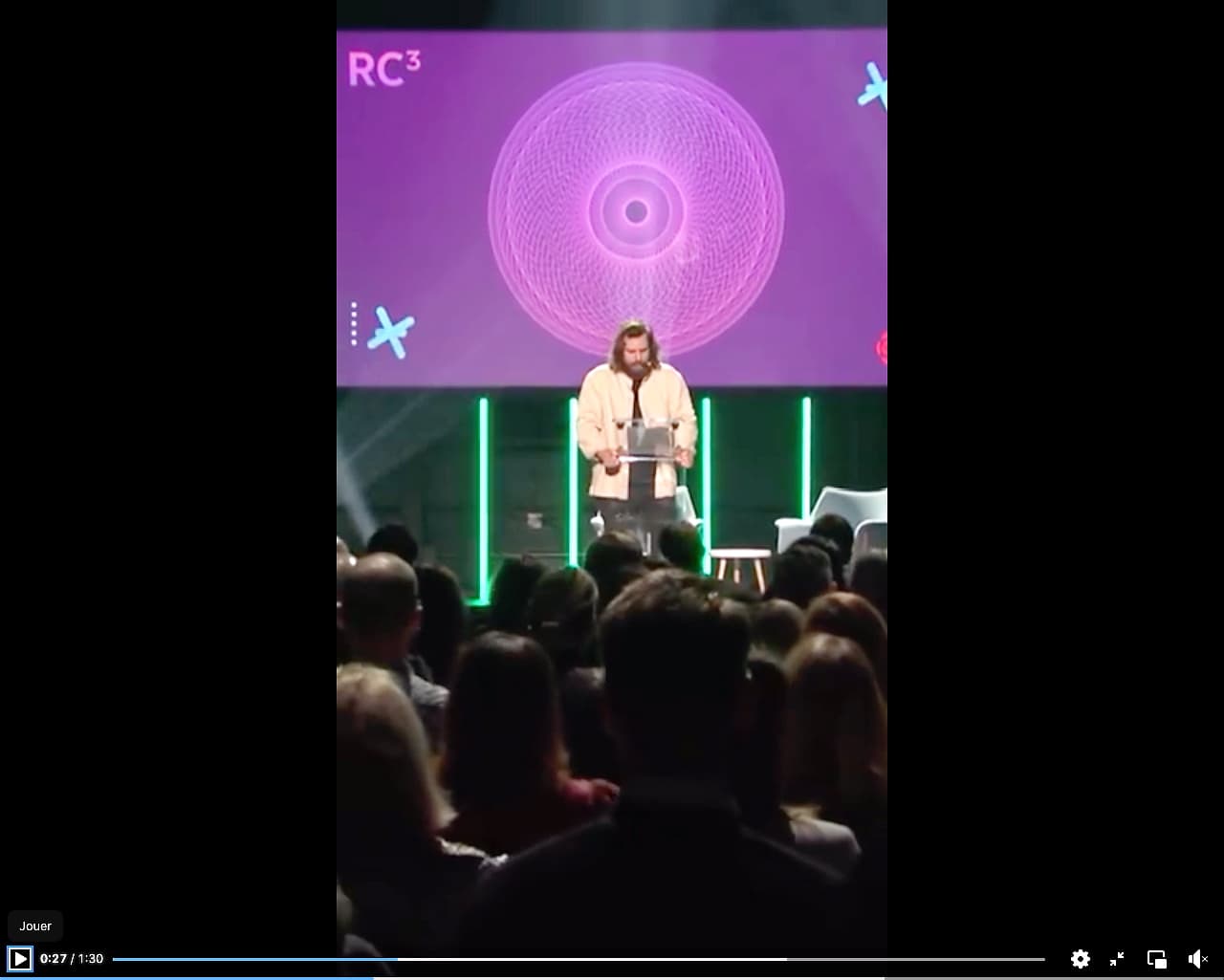 Comedian PO Forget makes fun of the 400 Radio-Canada executives in a ...