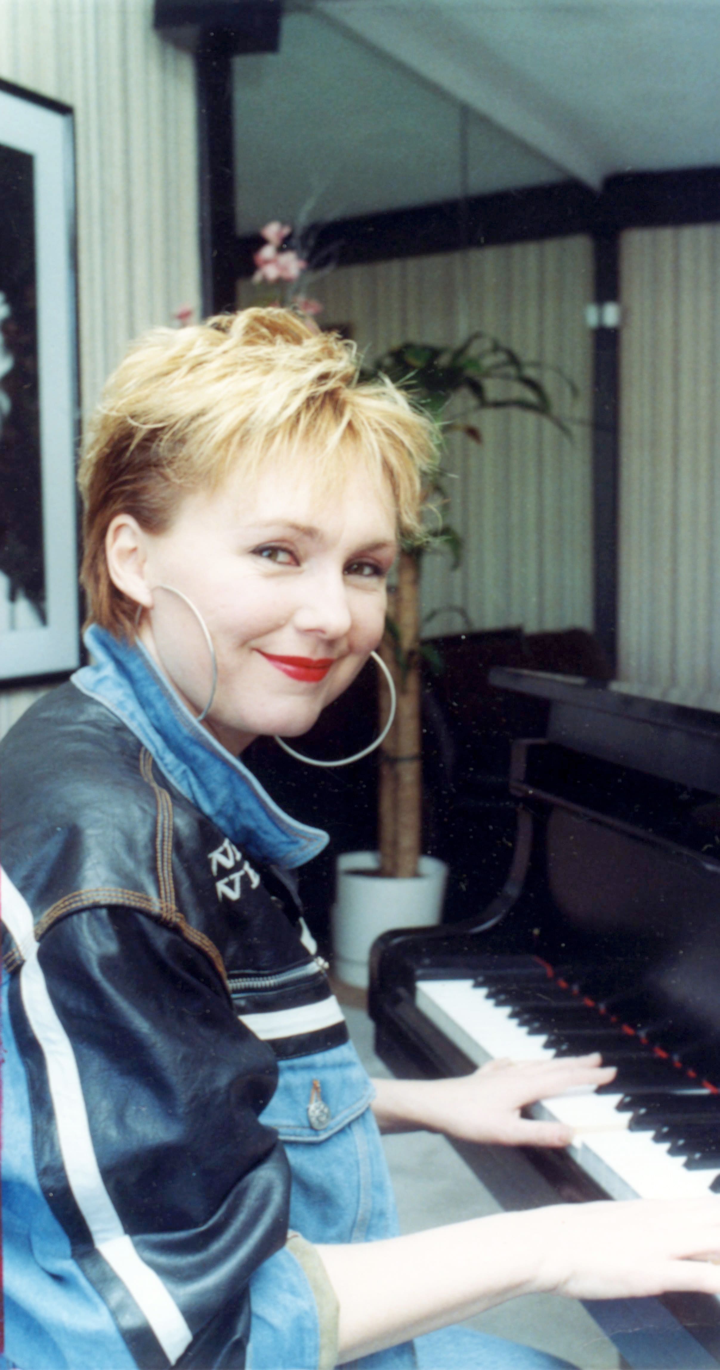 La carrière de Johanne Blouin en cinq photos souvenirs | JDM