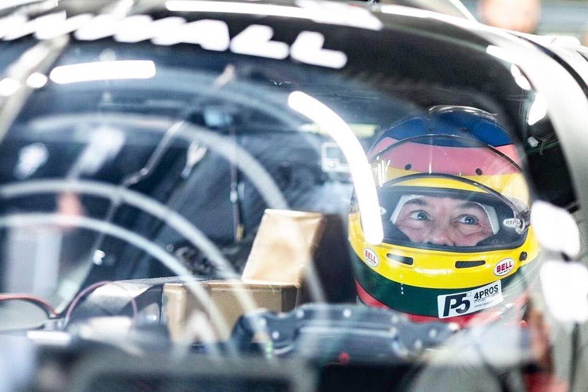 Jacques Villeneuve vise un volant à temps plein | JDM