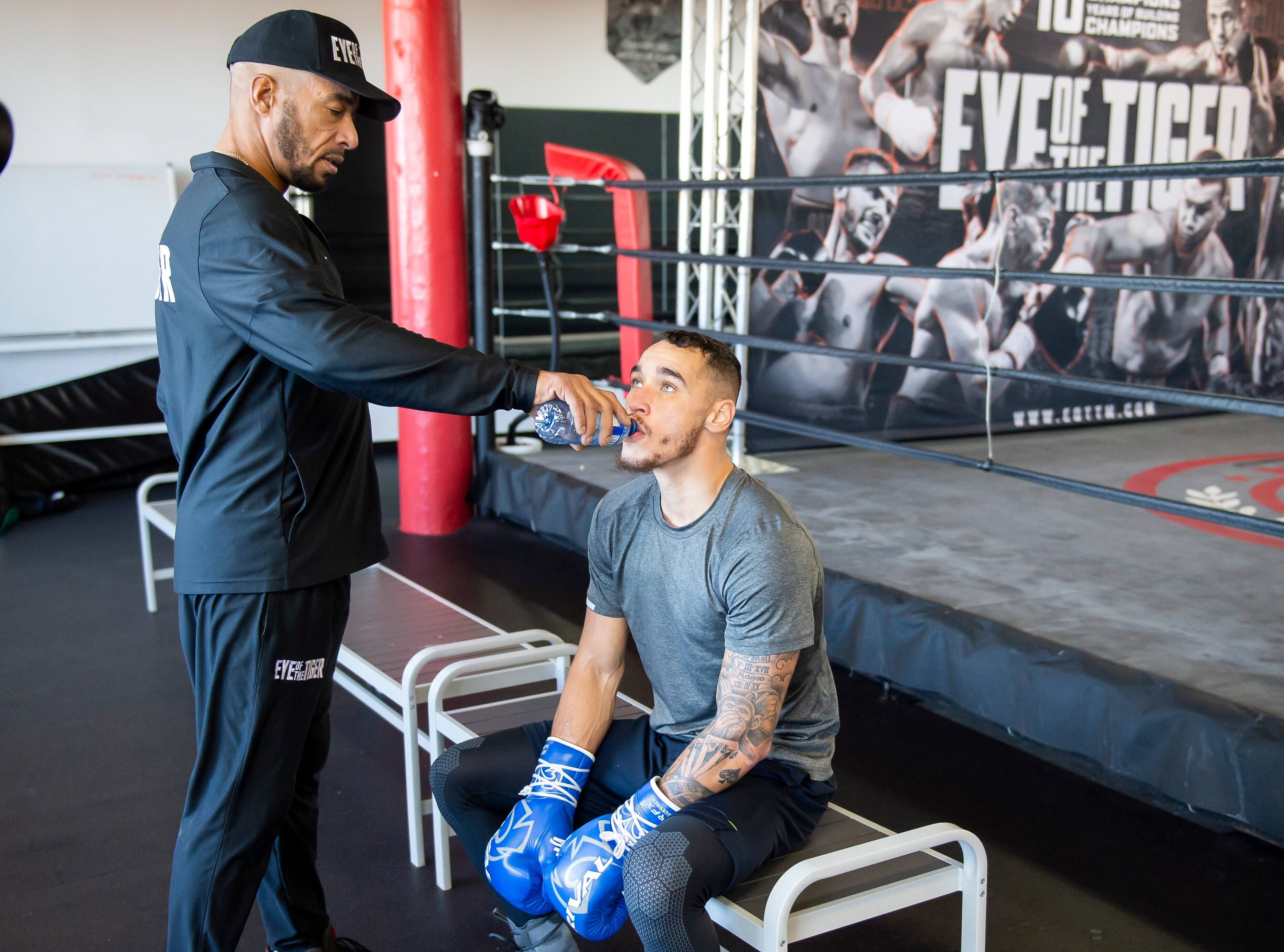 Clint et Steven Butler: bagarreur, de père en fils | JDQ