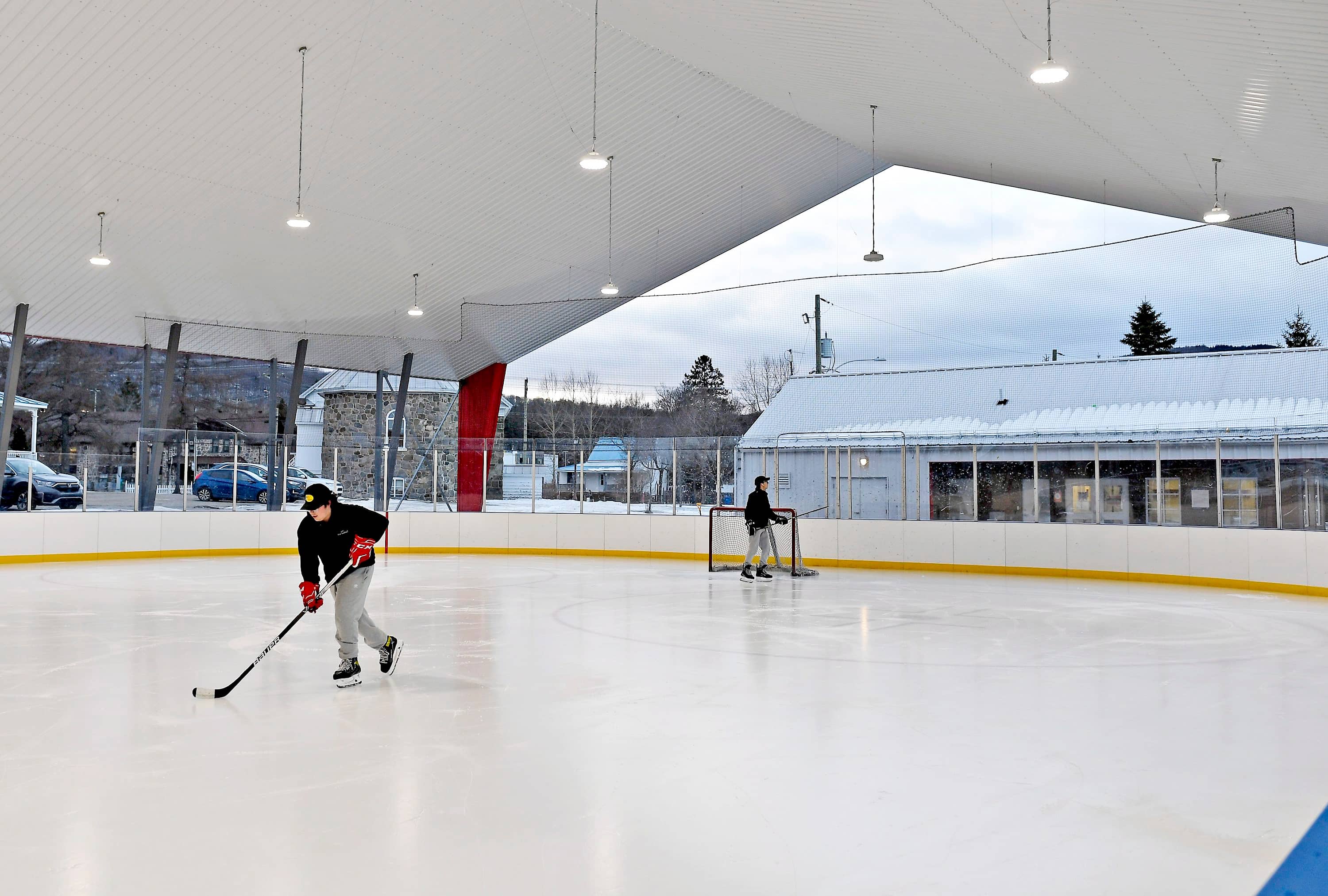 La patinoire couverte réfrigérée de Stoneham victime de sa popularité | JDQ