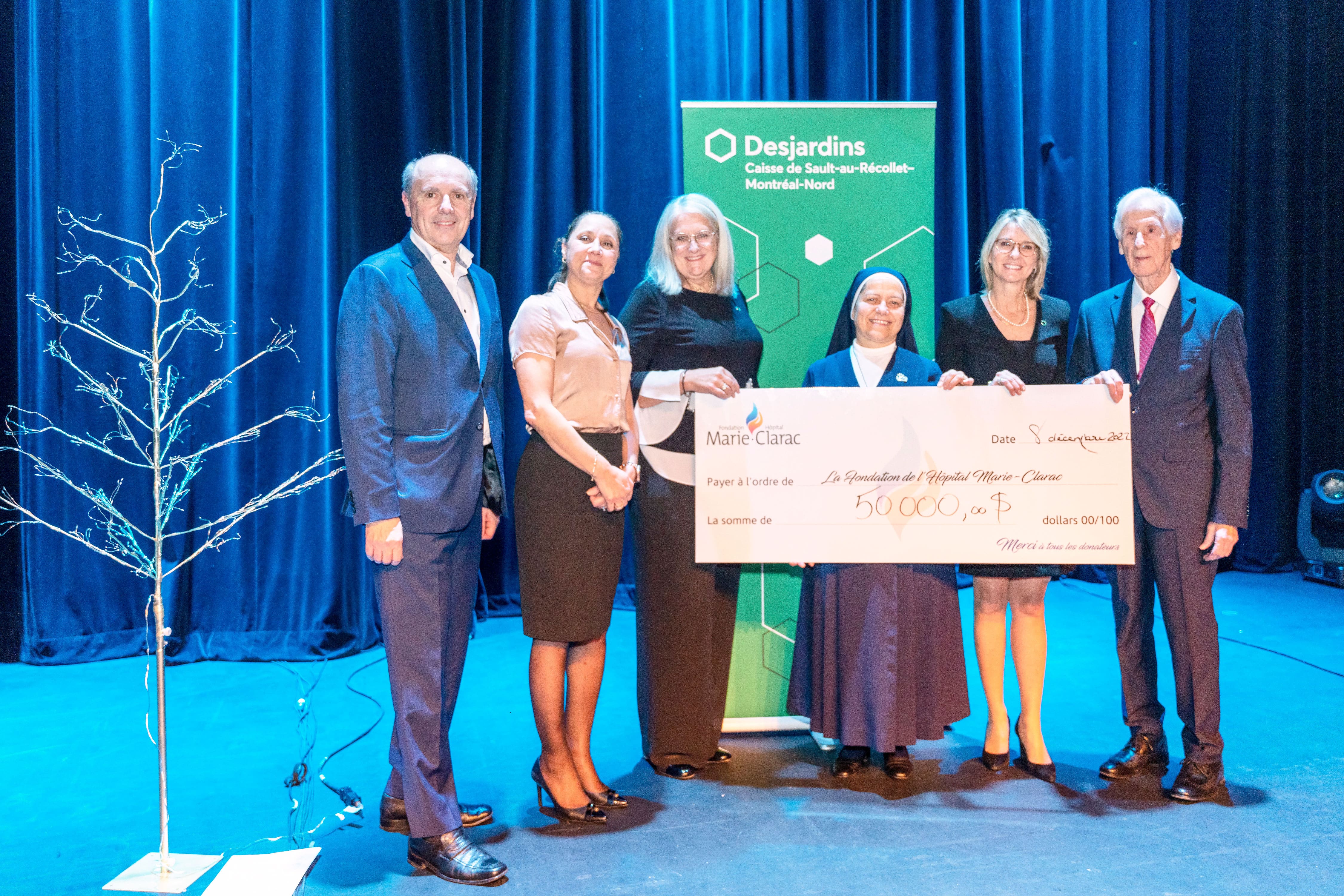 Cora Lebrun a accouché dans l’ambulance | JDM