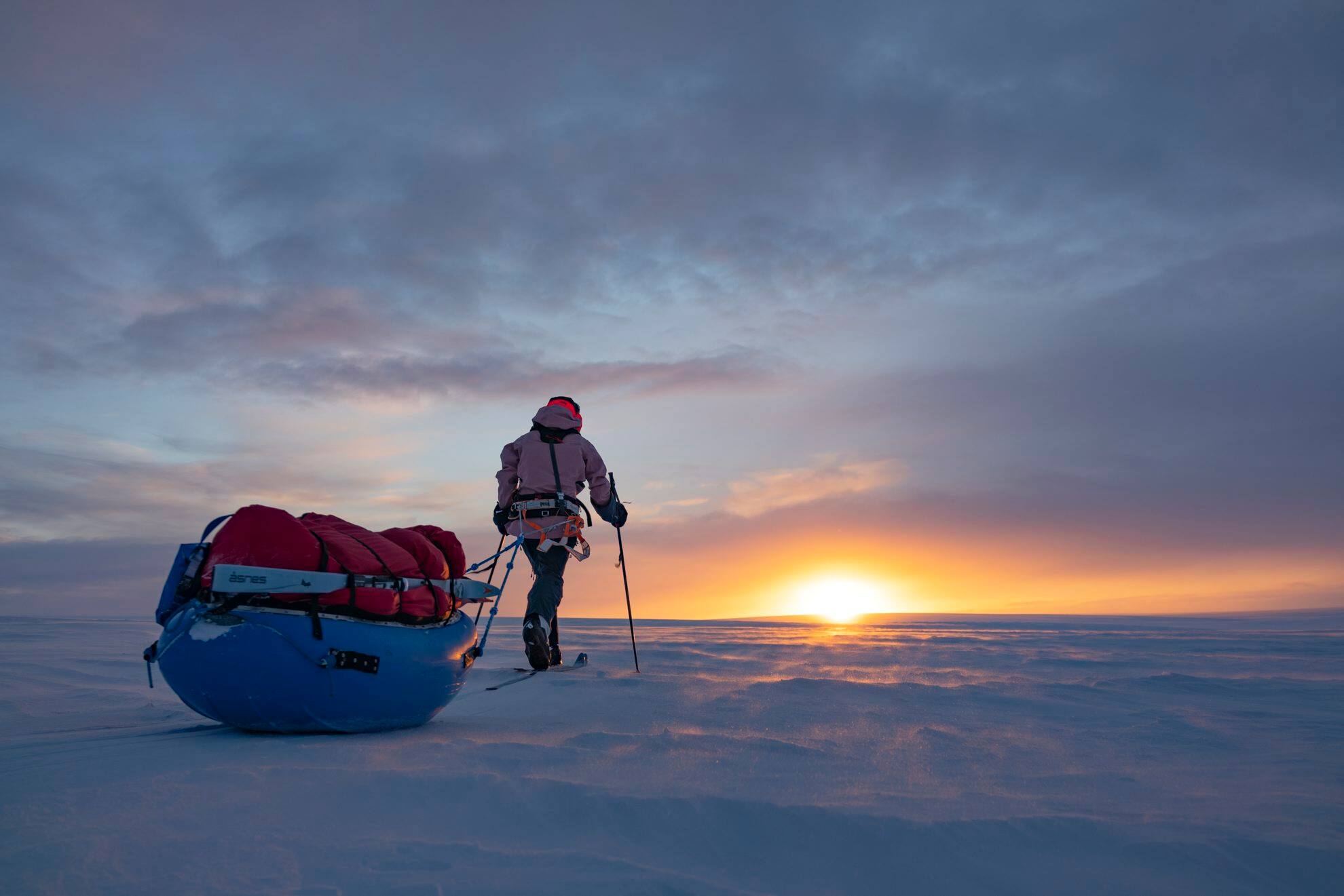 Une Québécoise seule en ski pendant 34 jours en Antarctique | JDM