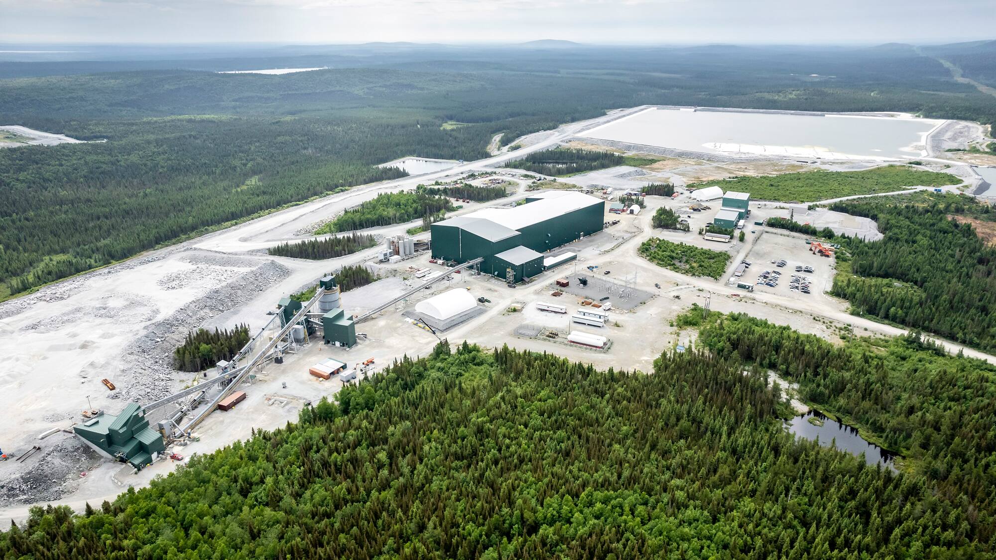 Mine de La Corne: des voitures Tesla rouleront grâce au lithium ...