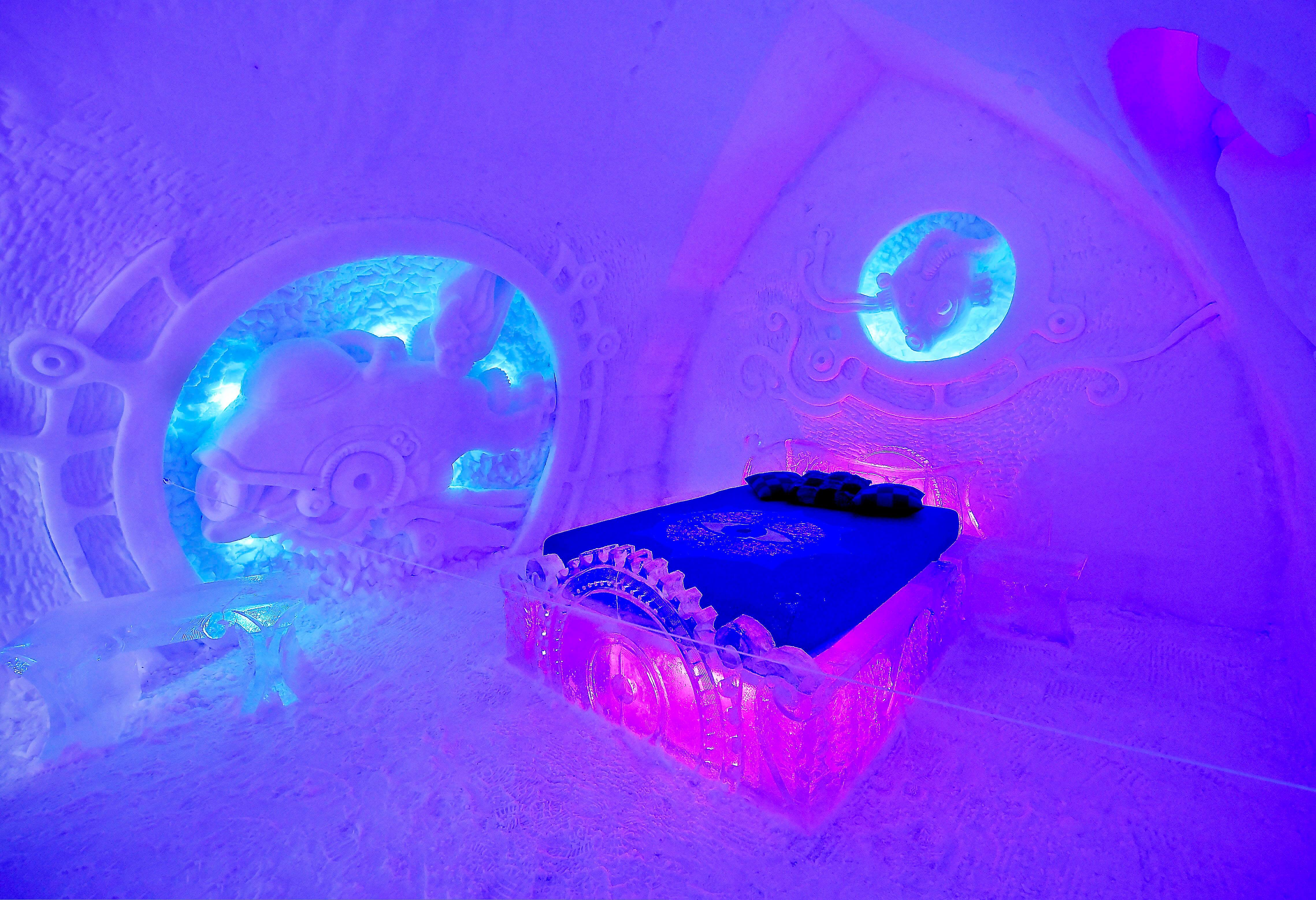 L’Hôtel de Glace ouvre ses portes | Le Journal de Québec