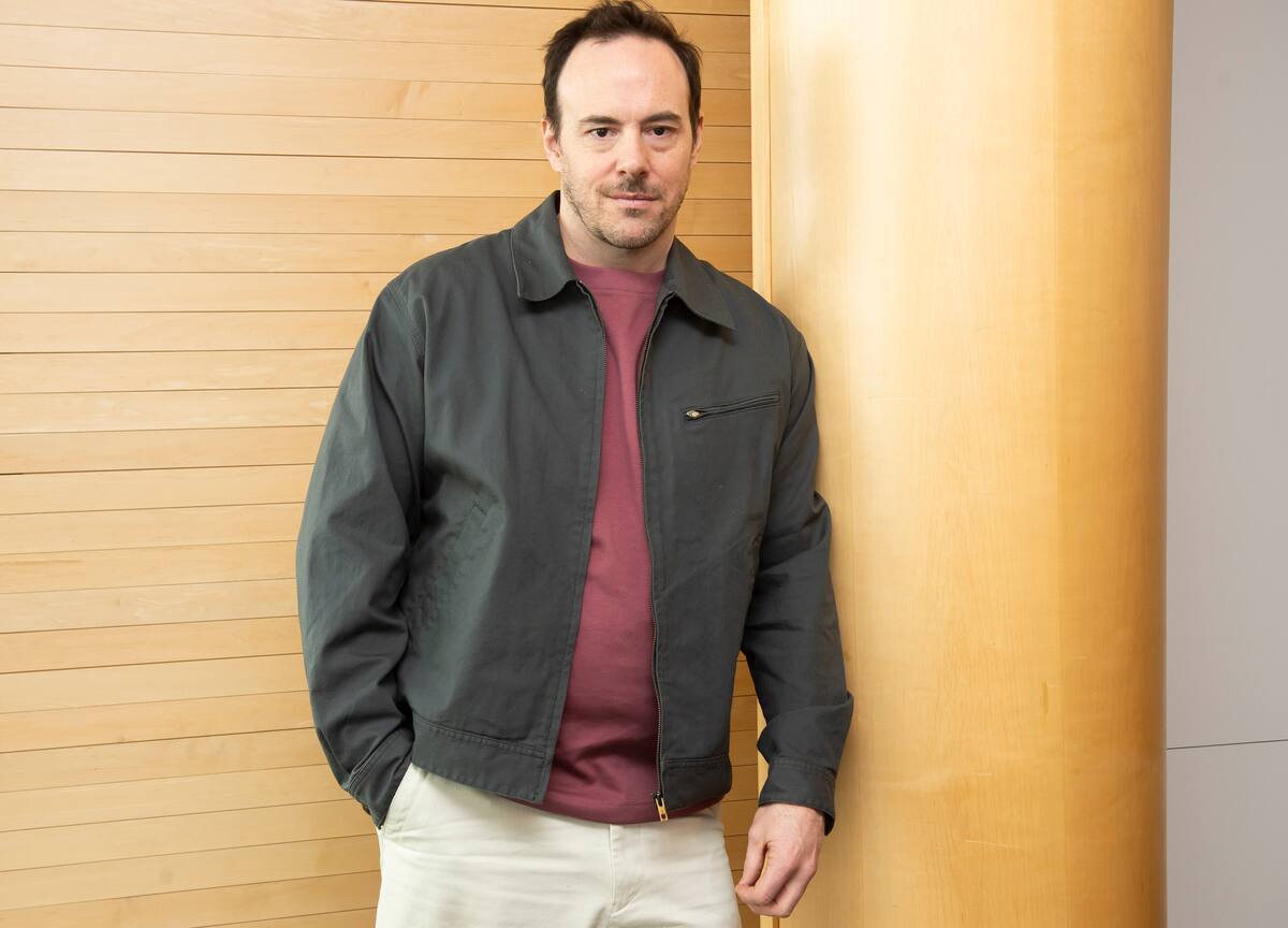 Le comédien Fred Eric Salvail de la série «MR BIG» lance une chanson avec son ami Max D Tremblay ...