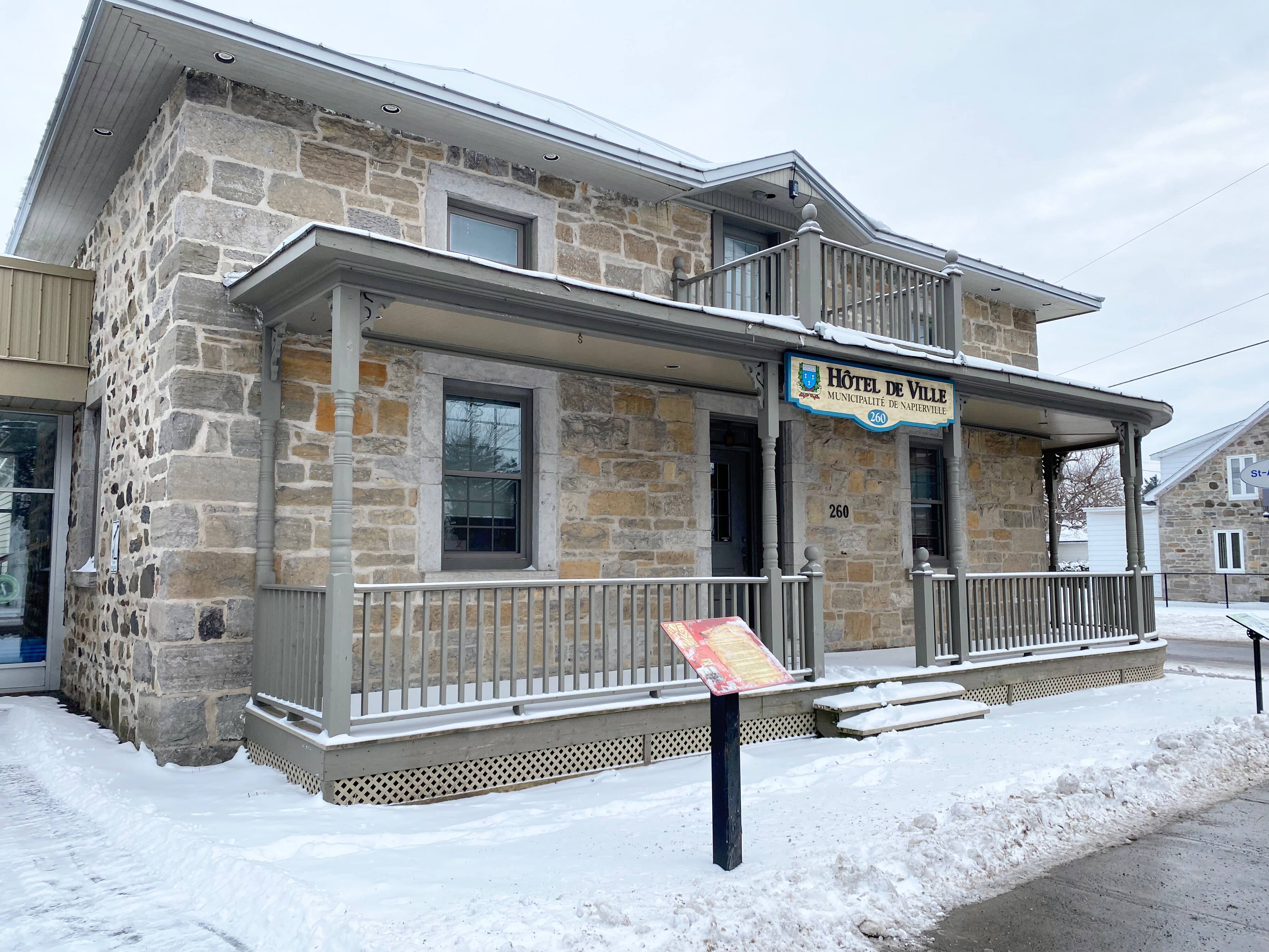 L’ontarienne Wonderbrands ferme l’usine Gadoua de Napierville | JDM