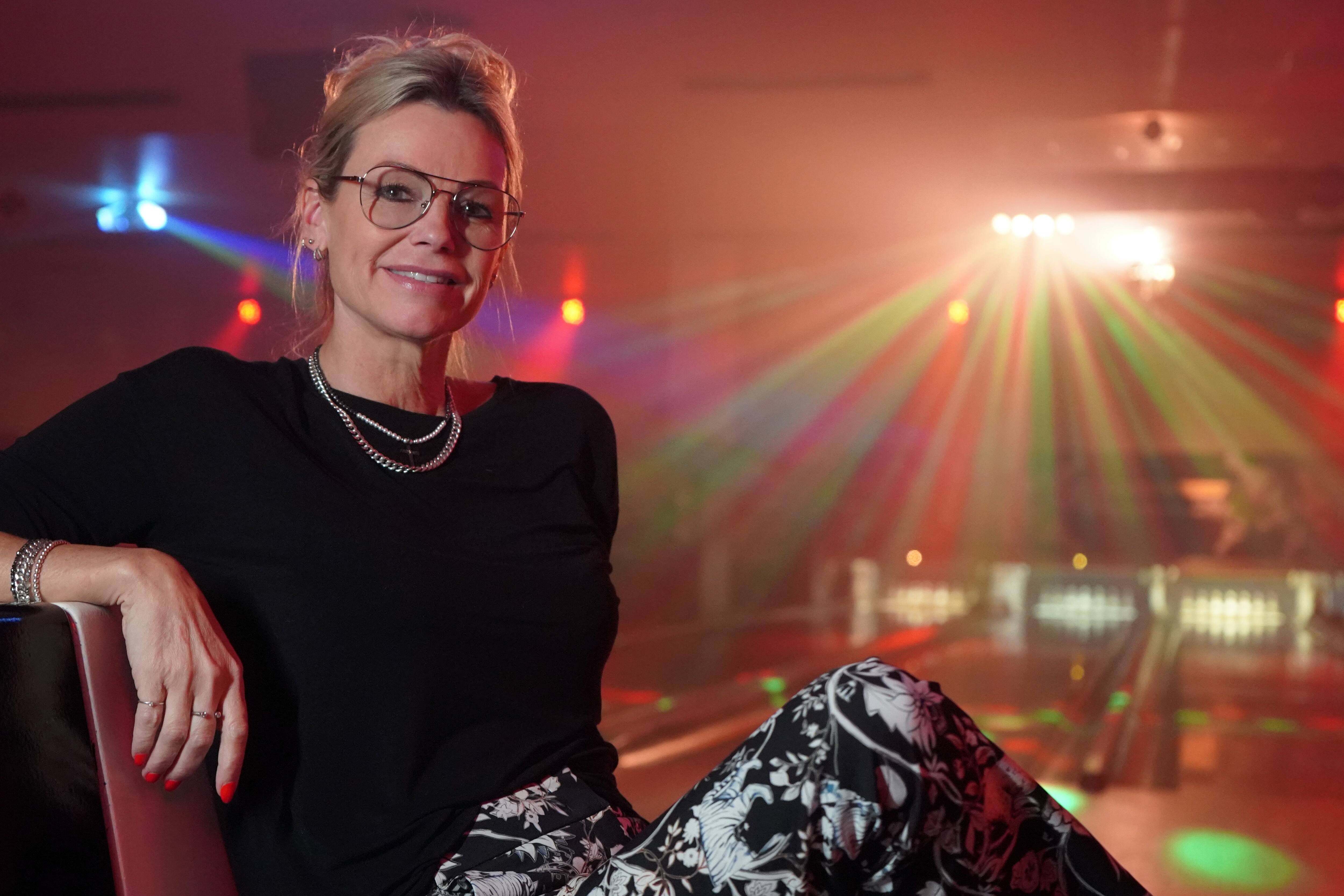 Caroline Néron joue une femme d'affaires dans le film Ana Kiri ...