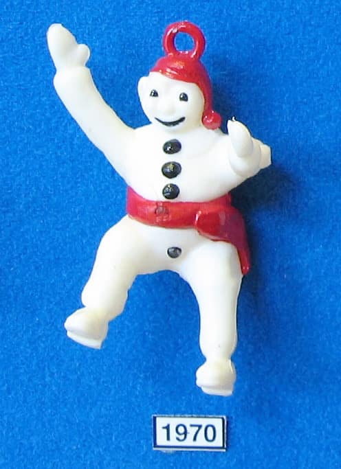 Voyez l'évolution de l'effigie du Carnaval de Québec à travers les ...