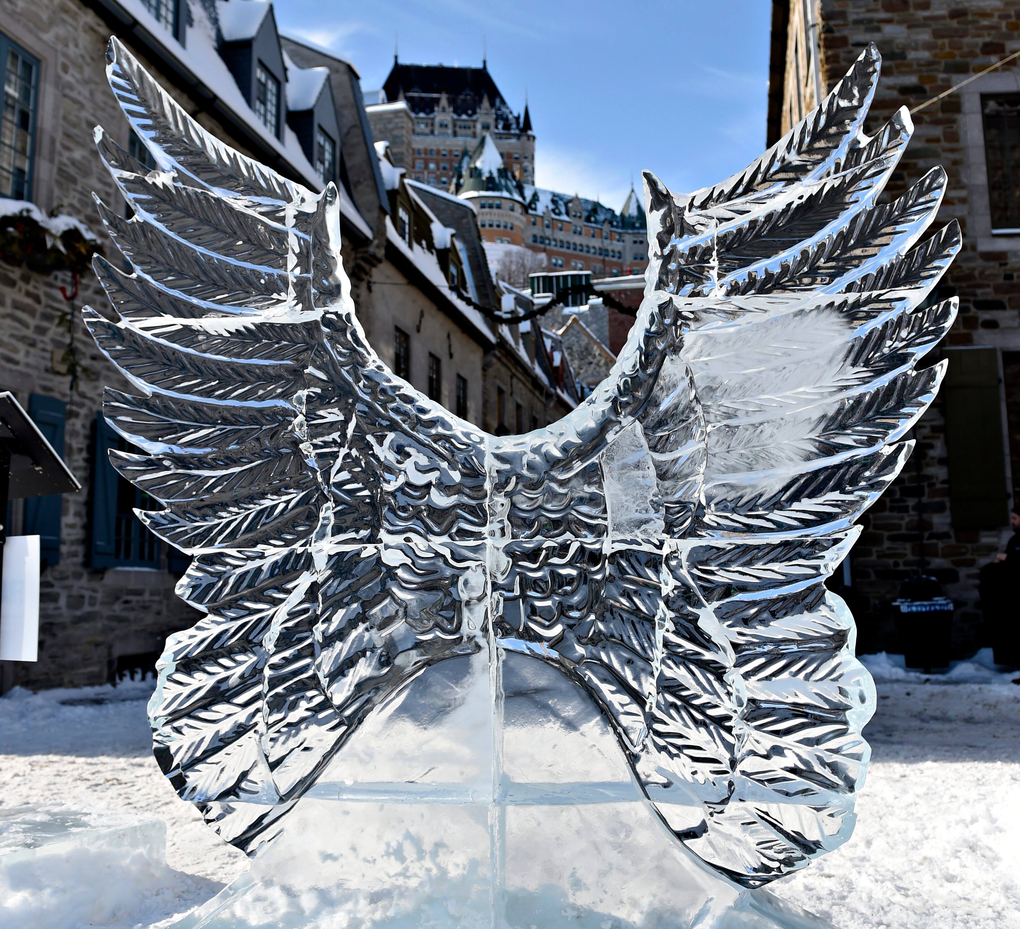 [EN IMAGES] Carnaval de Québec: une centaine de sculptures de glace ...