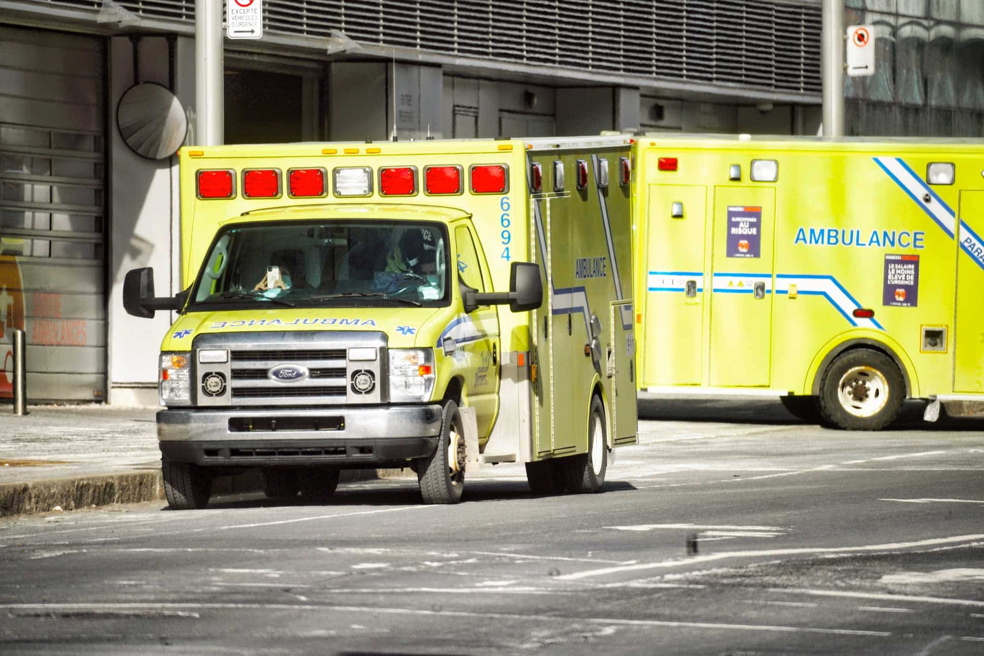 2300 paramédics de retour en grève | TVA Nouvelles