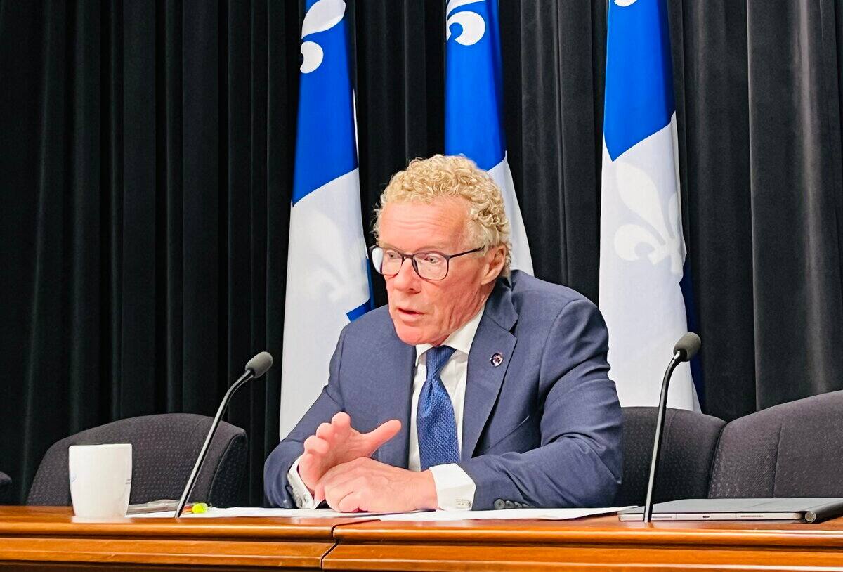 La CSN parle d’une «déclaration de guerre»: Jean Boulet veut limiter la ...