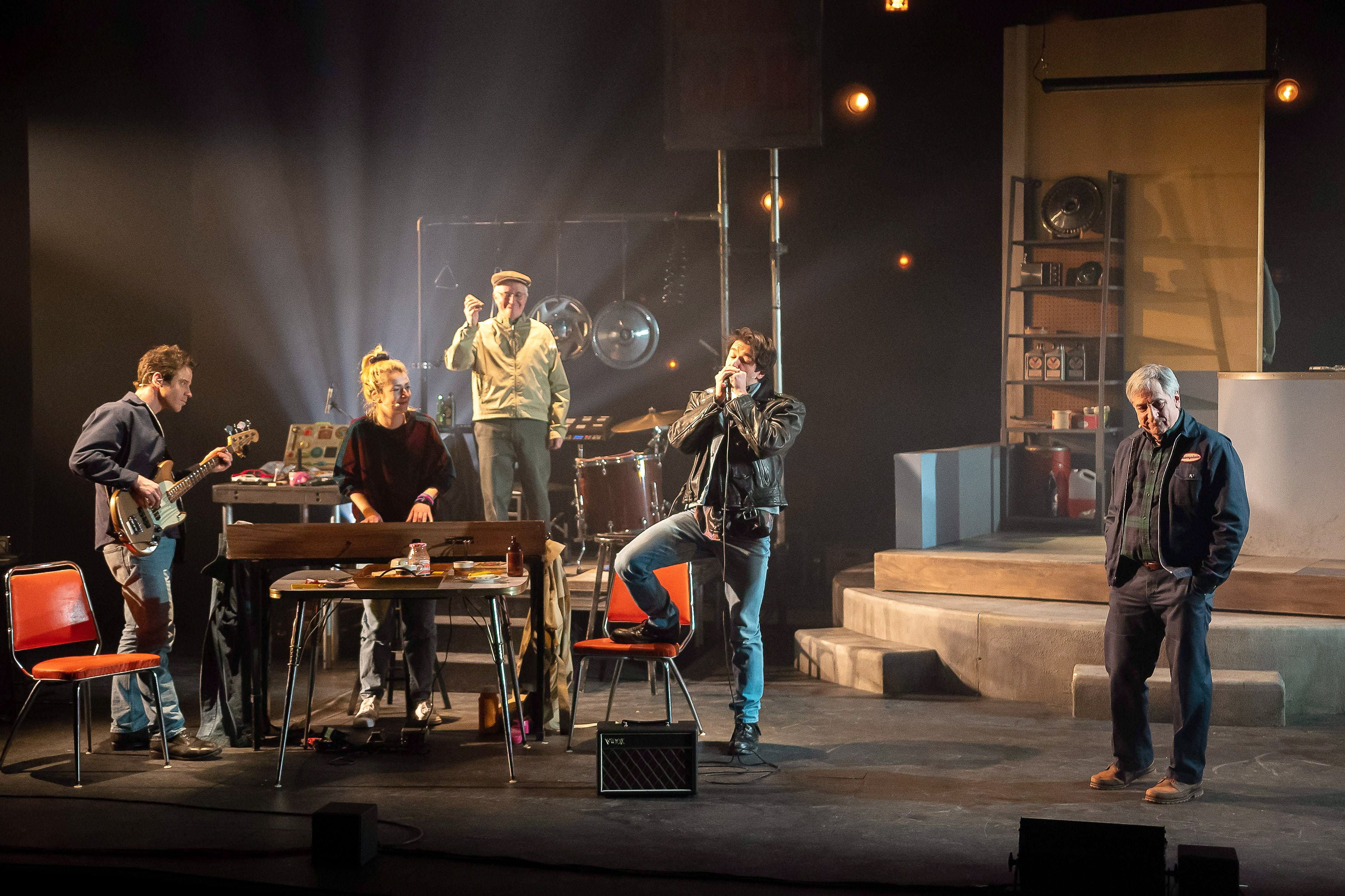 La Bordée: un gros «wow» pour l’adaptation théâtrale de Gaz Bar Blues | JDM