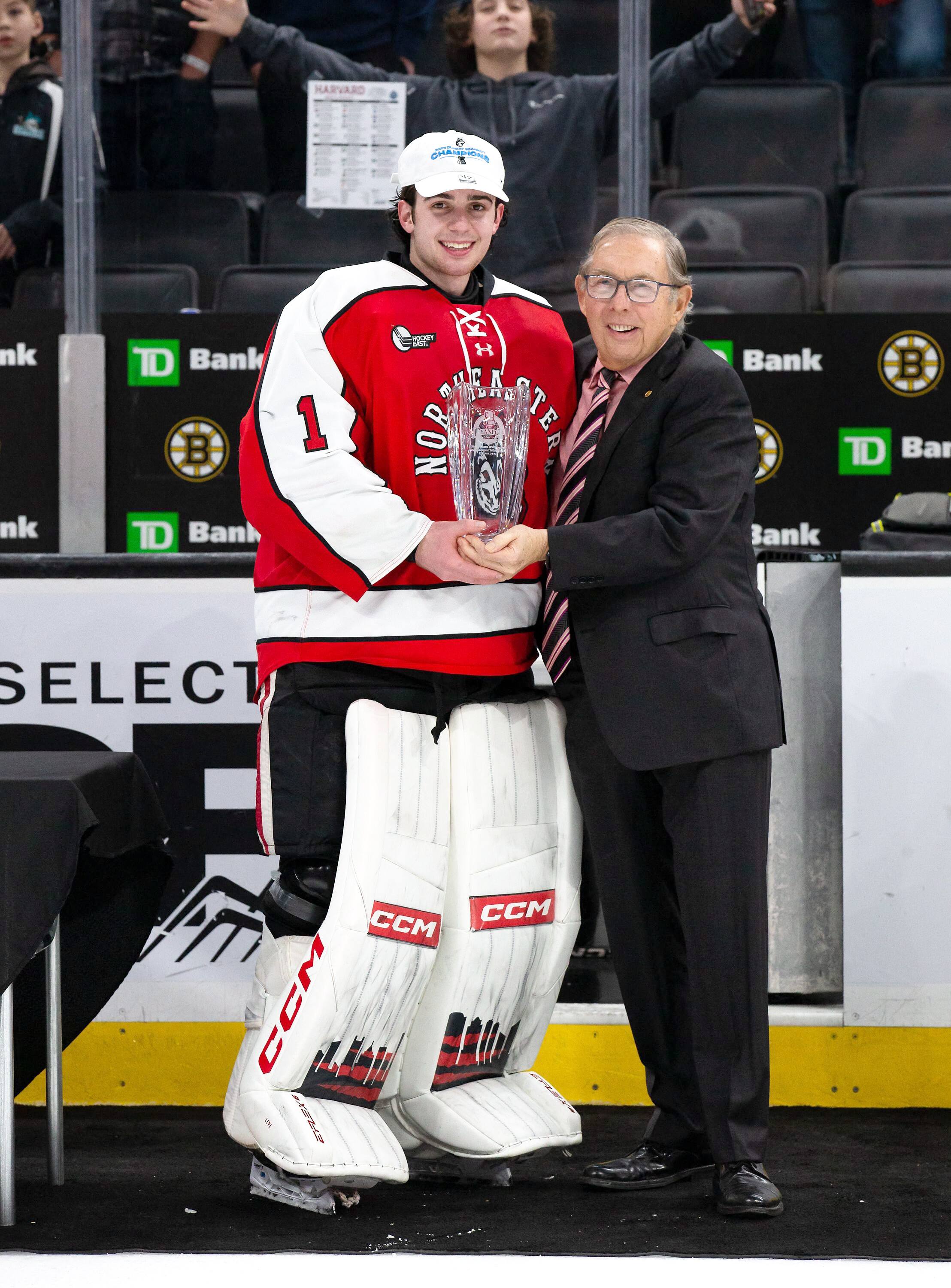 Hockey: voici pourquoi Devon Levi a choisi les États-Unis | JDQ
