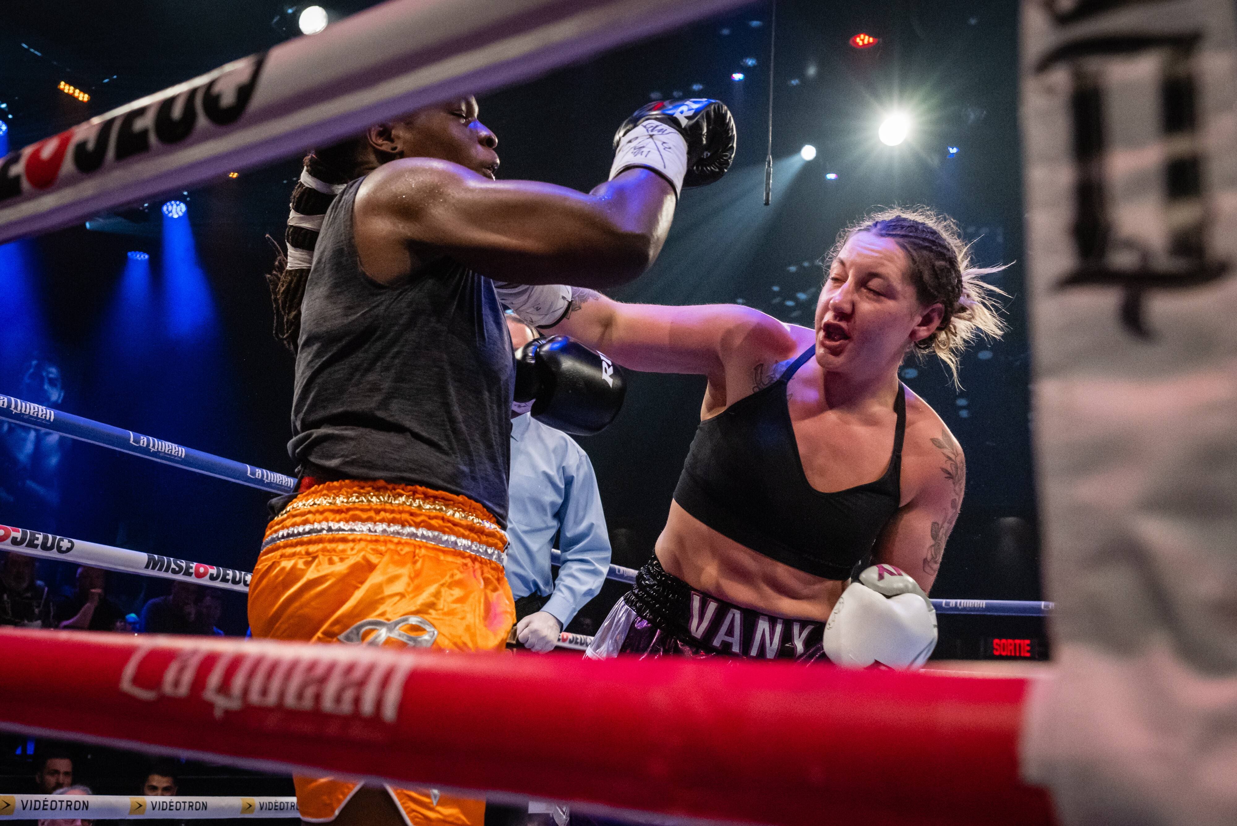 Boxe: Défi relevé pour Simon Kean | Le Journal de Montréal