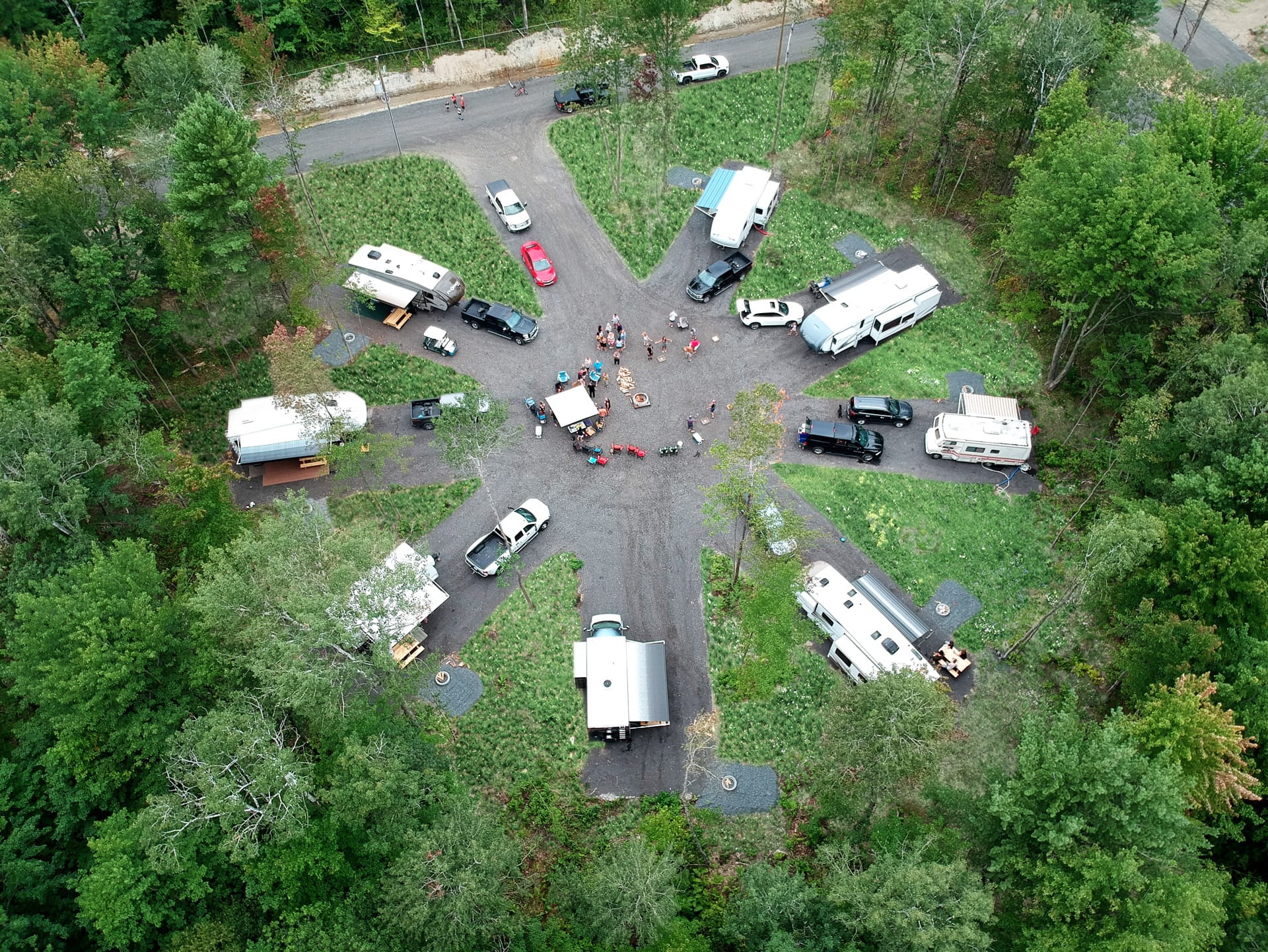 En chalet, en roulotte ou en VR chez les Abénakis d’Odanak | JDM