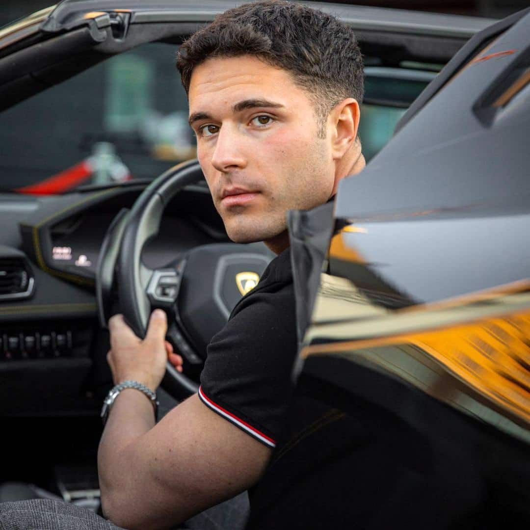 Le millionnaire Alexandre Lachance: cet influenceur québécois risque ...