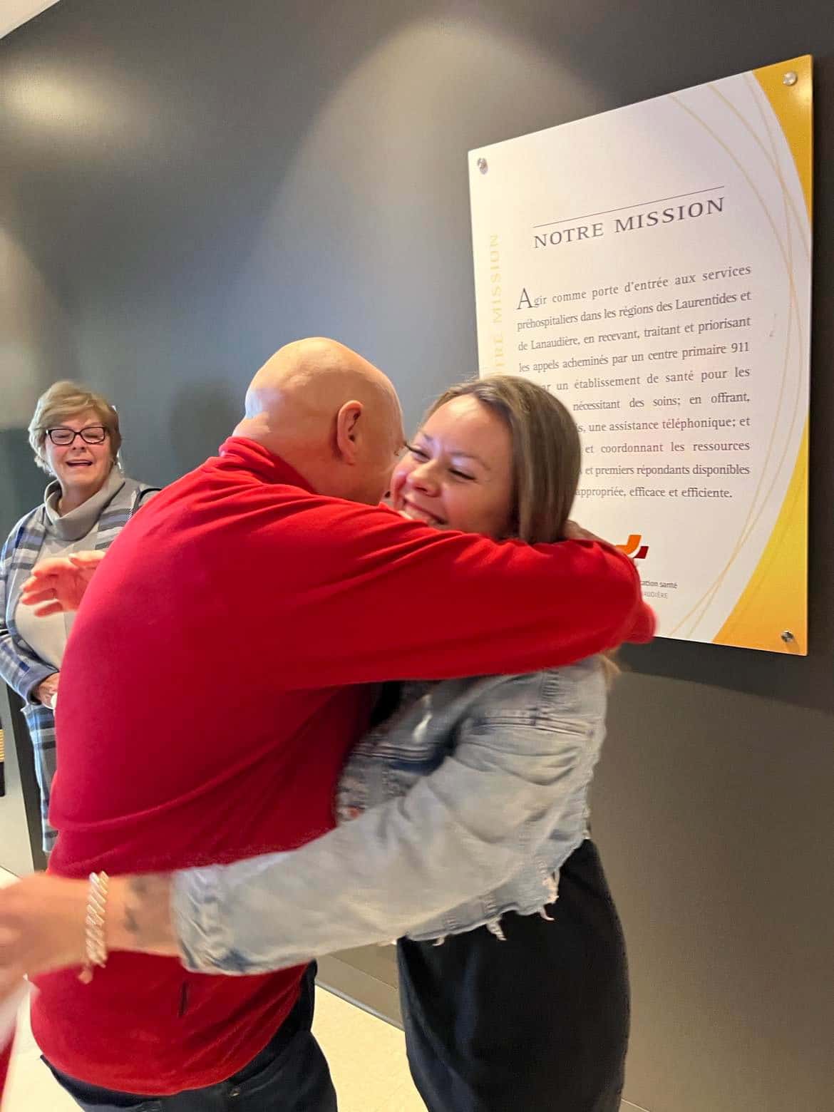 Un «miracle» signé 9-1-1: grâce à cette répartitrice, cet homme a ...