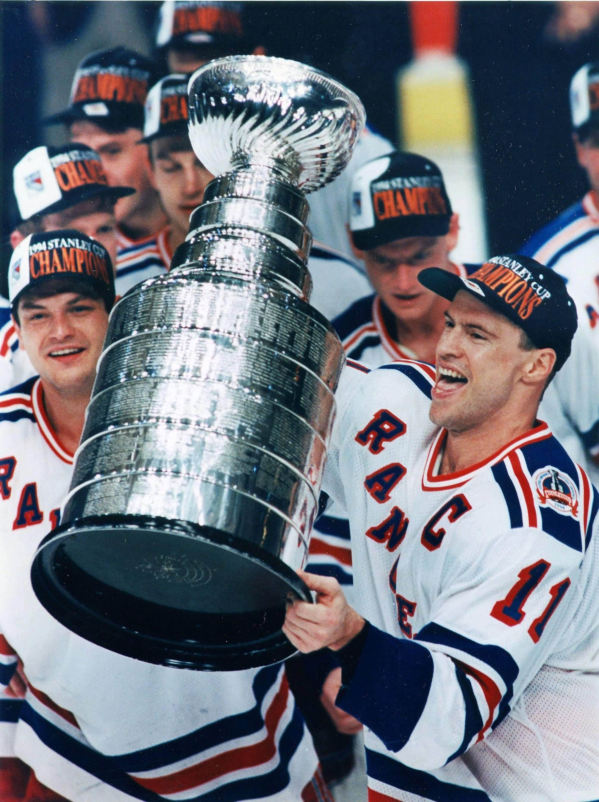 Esa Tikkanen vend ses bagues de la Coupe Stanley | JDM