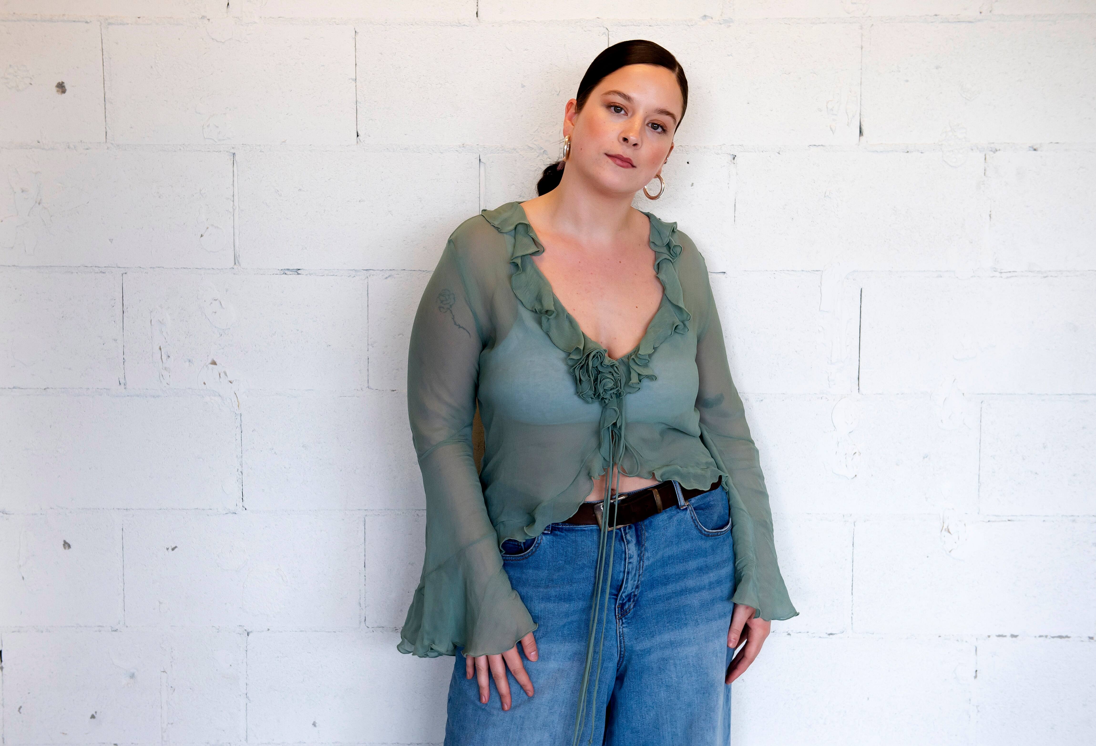 Rose Adam: la jeune comédienne de «La galère» est maintenant une ...