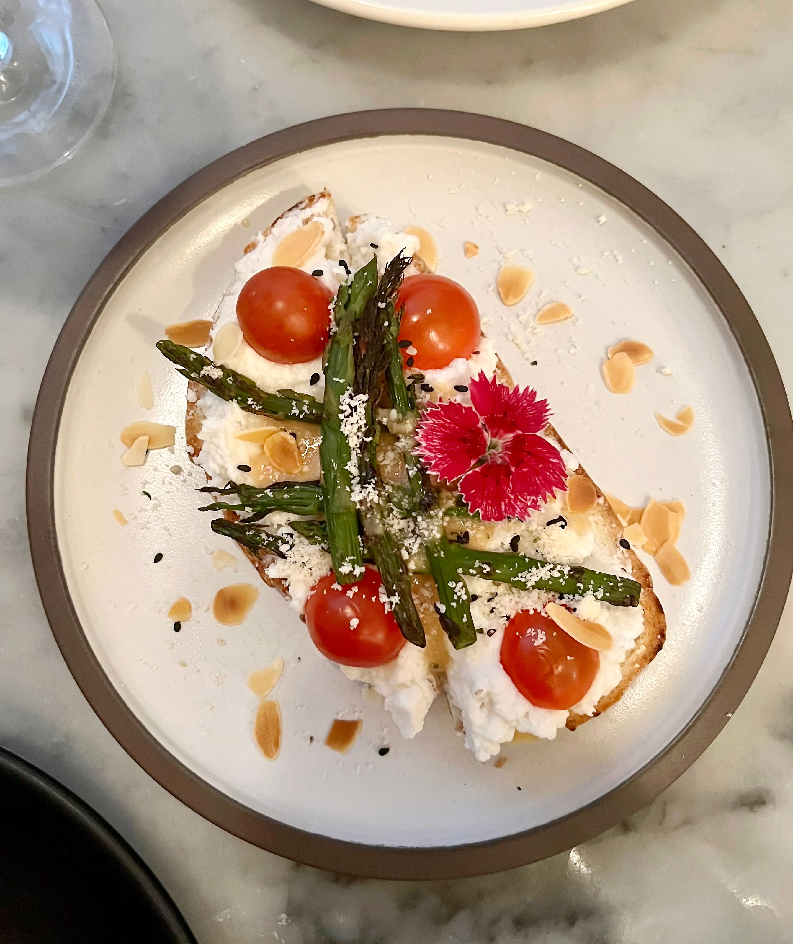 Le LOV: mon resto préféré pour la fête des mères | JDQ