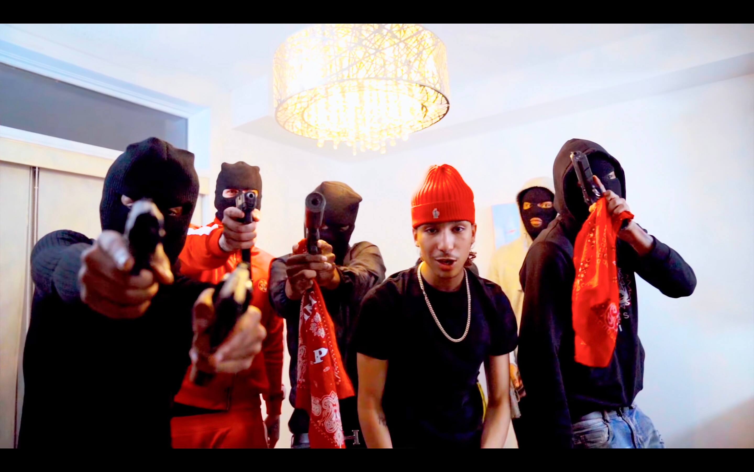 Homme poignardé et volé dans un bar de danseuses: le rappeur ...