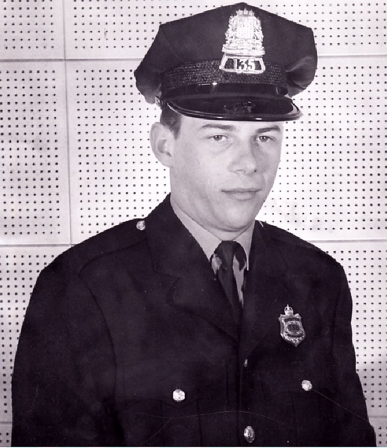 Le plus ancien policier du Canada a arrêté des bandits pendant 58 ans à Longueuil | JDM