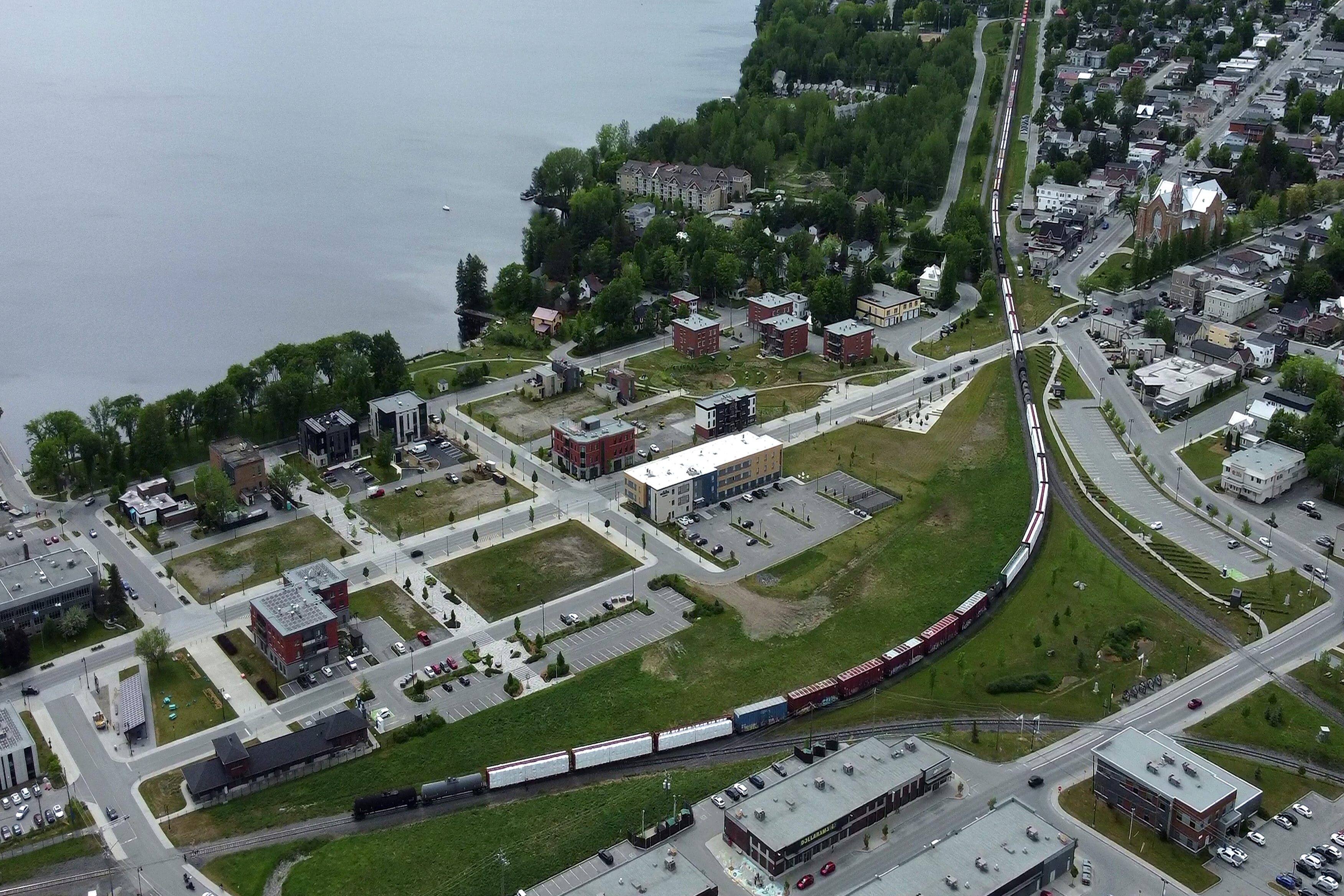 Voie de contournement: les expropriés de Lac-Mégantic déposent une ...