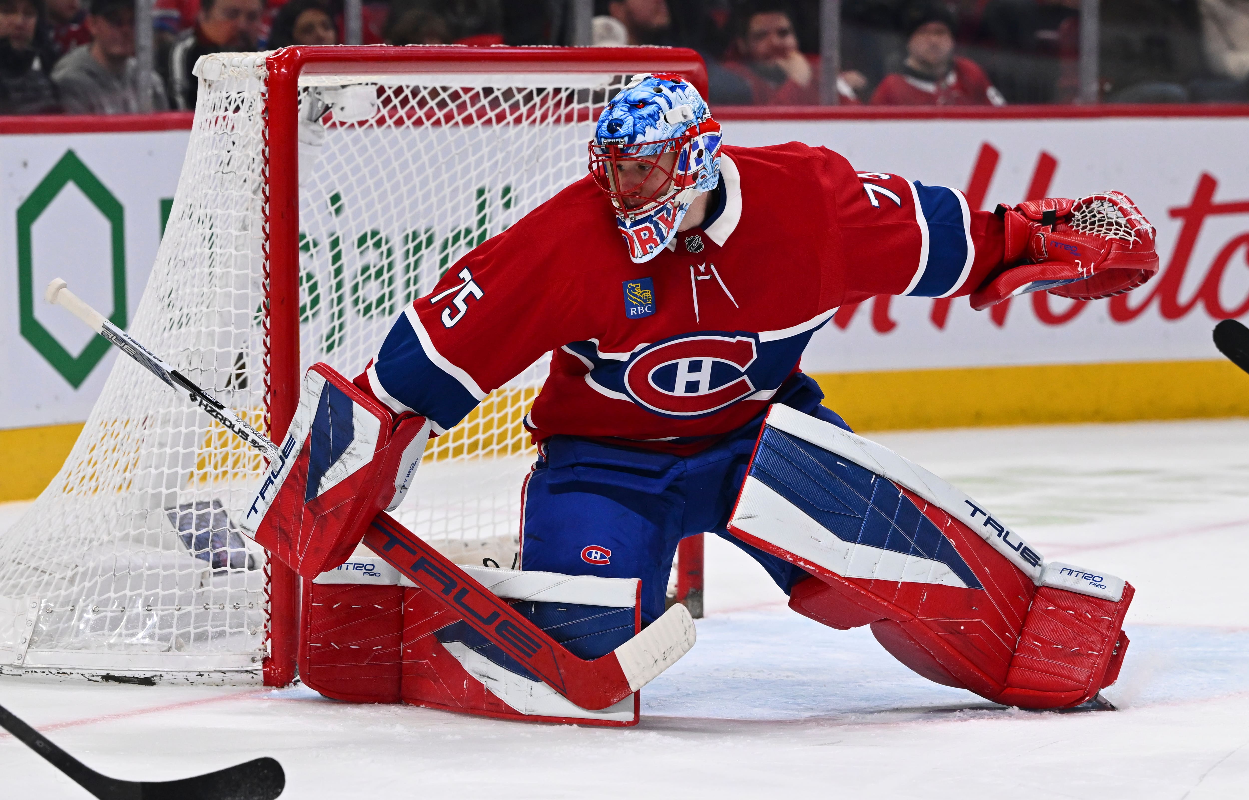 Jakub Dobes craint-il d'être rétrogradé? Martin St-Louis n'a pas aimé ...