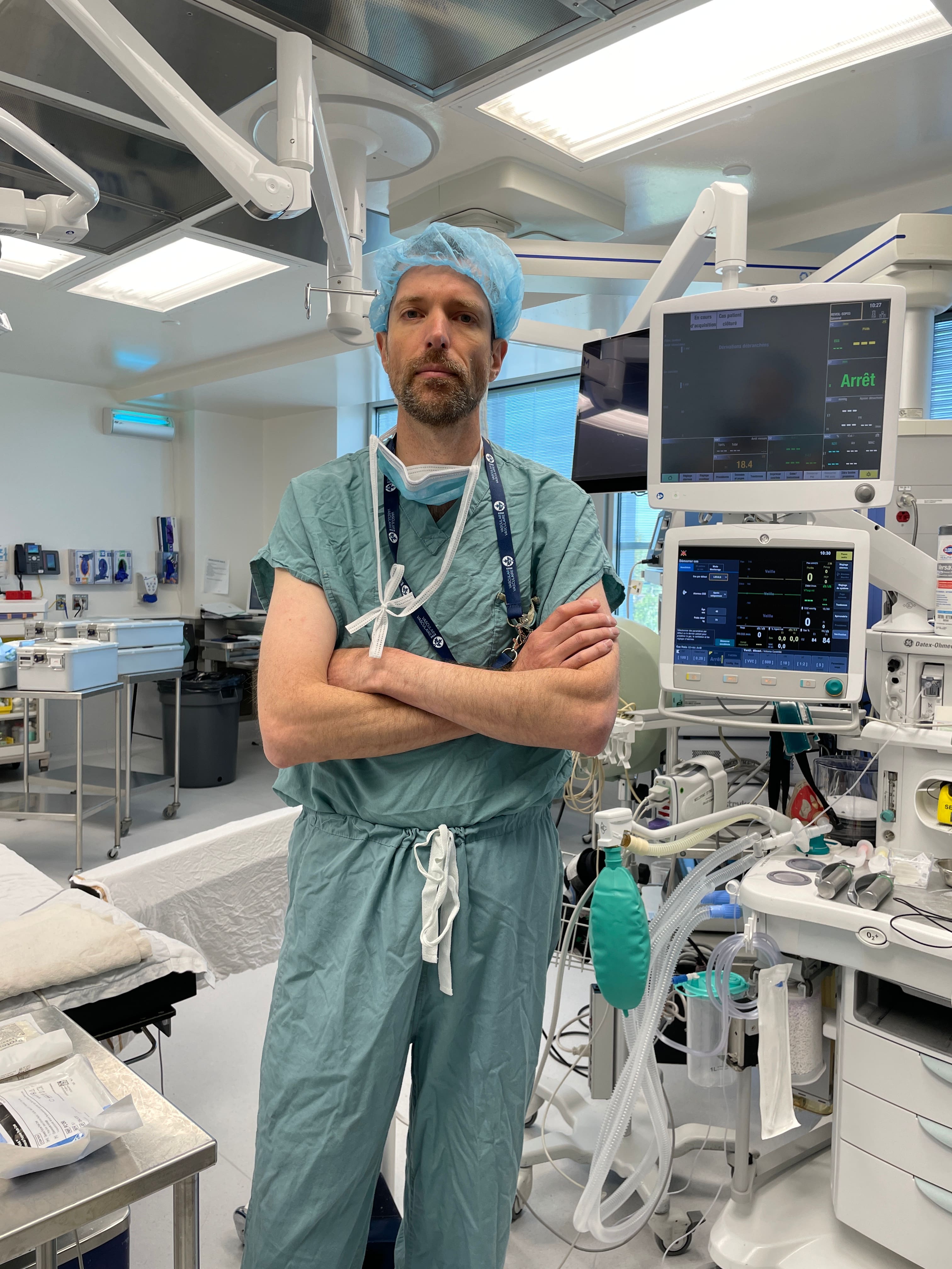 «Il n’y a pas de travail chez nous!»: cet anesthésiste doit parcourir ...