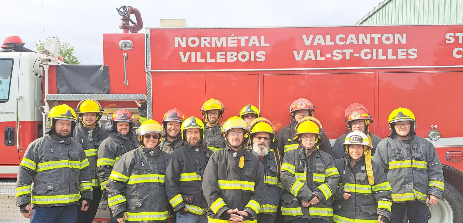 Normétal: ces pompiers volontaires au front pour défendre leur village ...