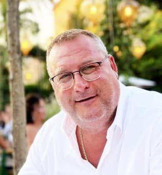 Crime organisé: des Hells Angels au salon funéraire où le mafieux Del ...