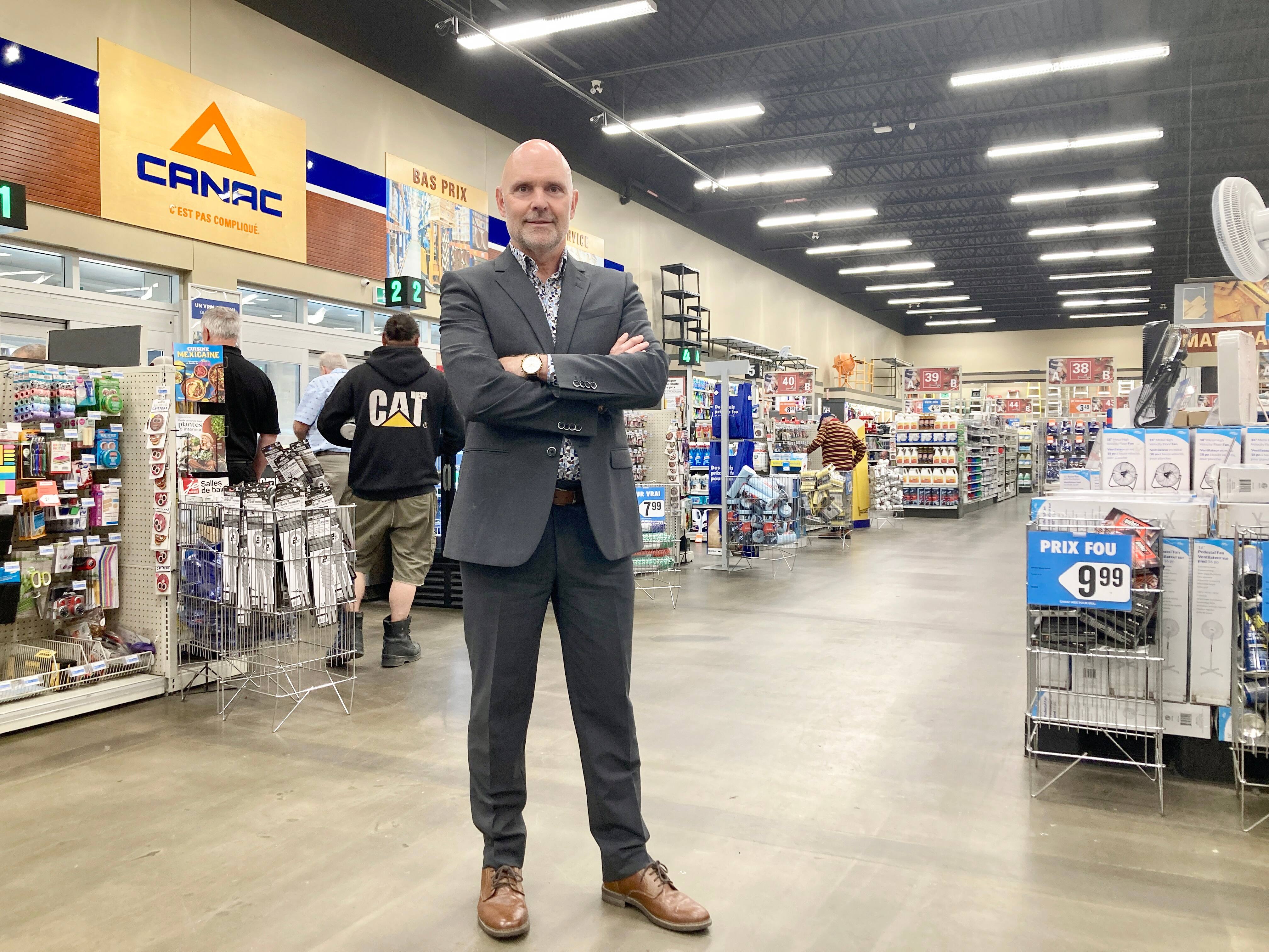 Le quincaillier qui dérange le marché avec ses bas prix passe en mode ...