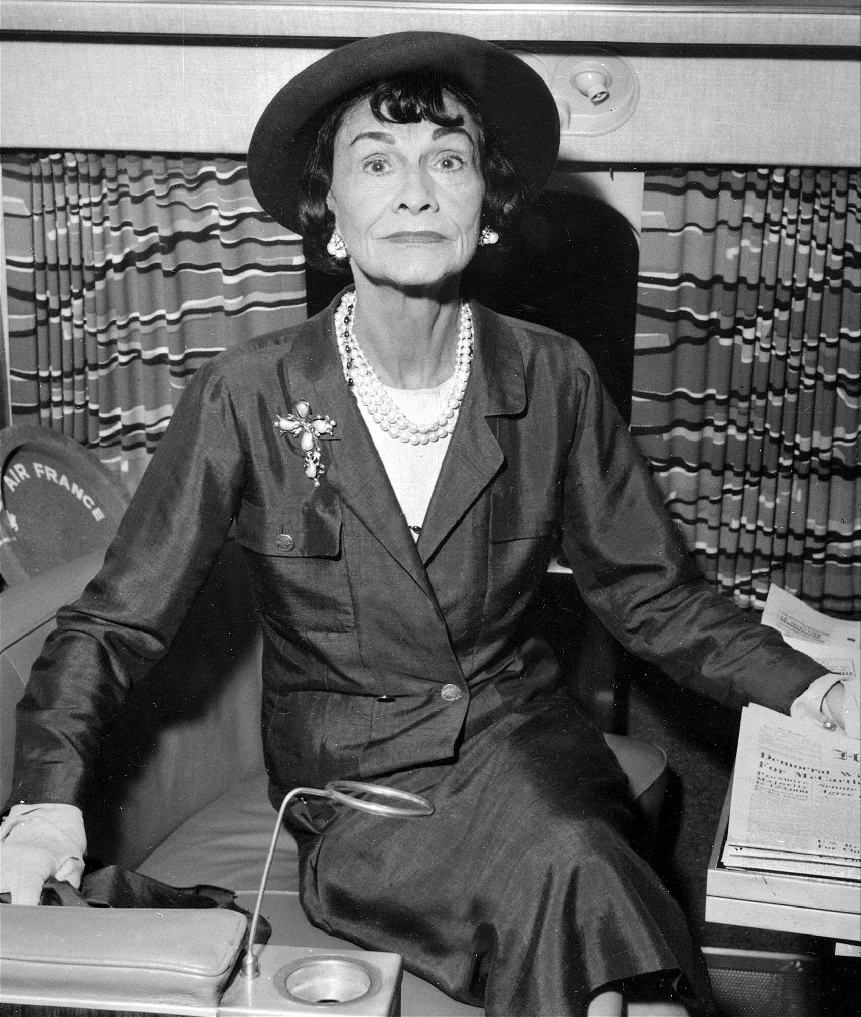 Biographie: Coco Chanel, une femme pas comme les autres | JDM