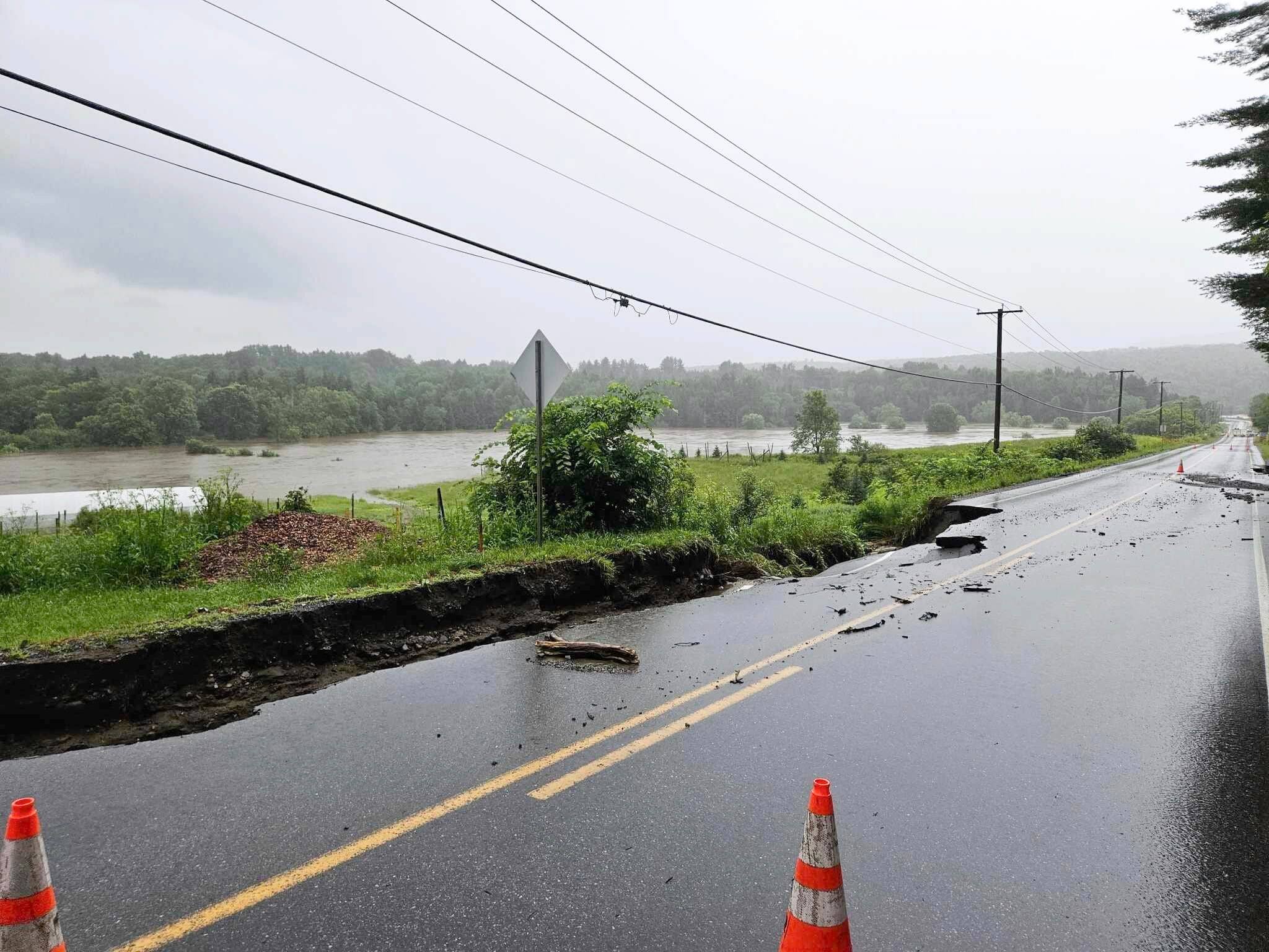 Affaissements de routes à cause des inondations: «On n’a jamais pensé ...