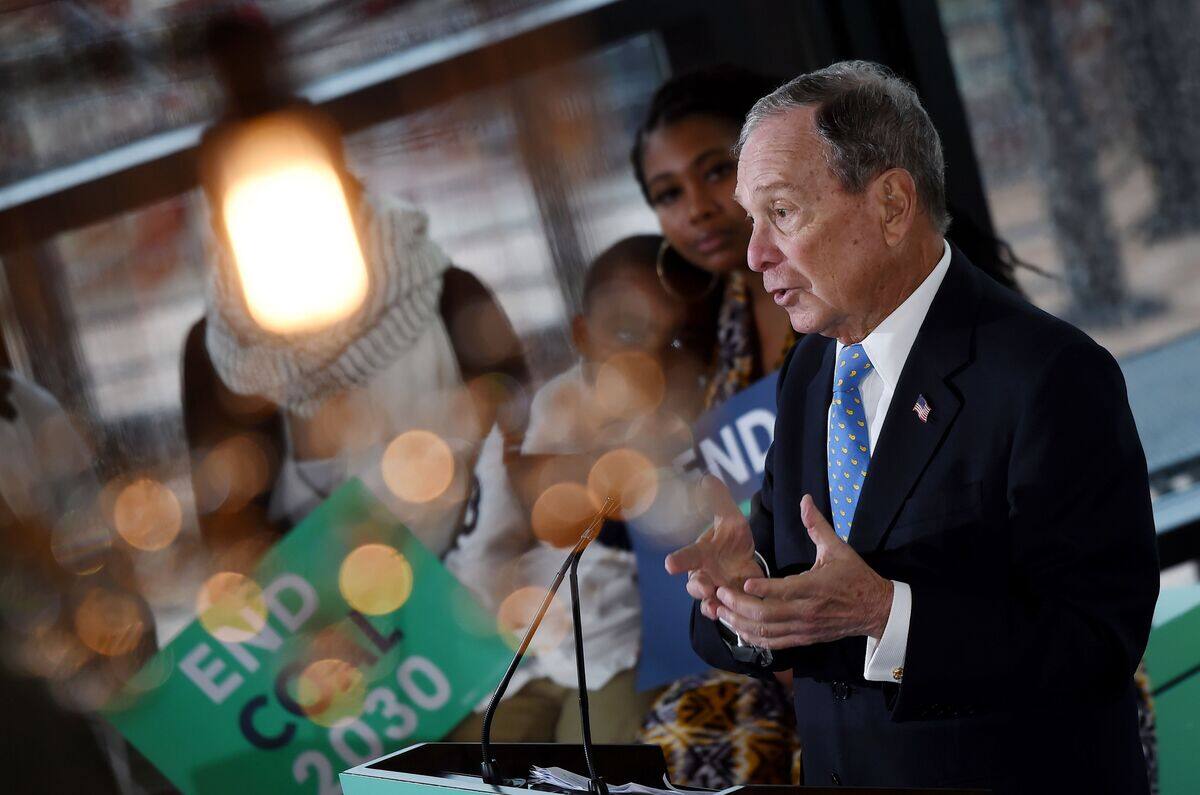 Michael Bloomberg mise sur une stratégie inédite | TVA Nouvelles