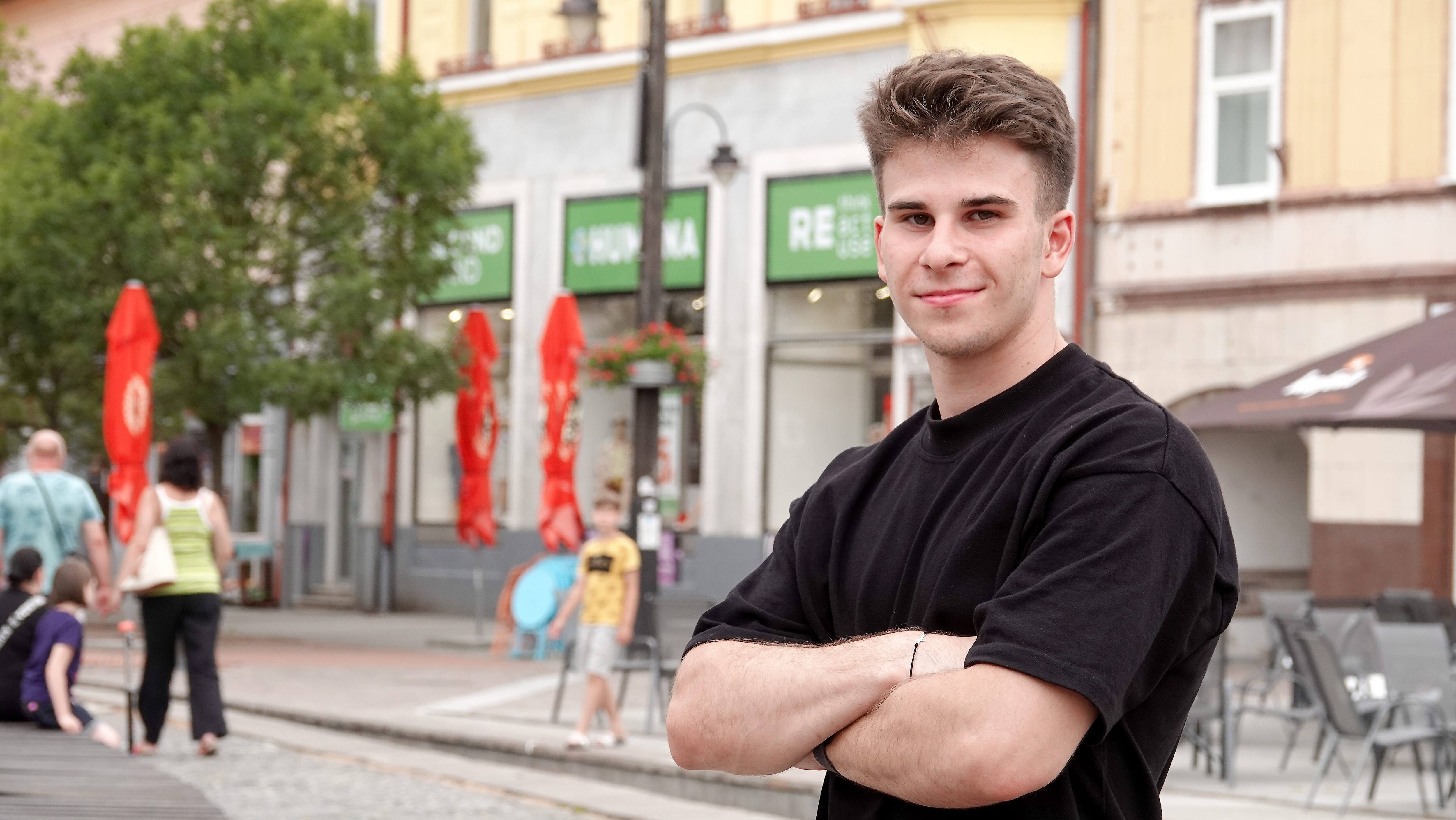[PHOTOS] L'espoir du Canadien Filip Mesar a un but précis en tête pour ...