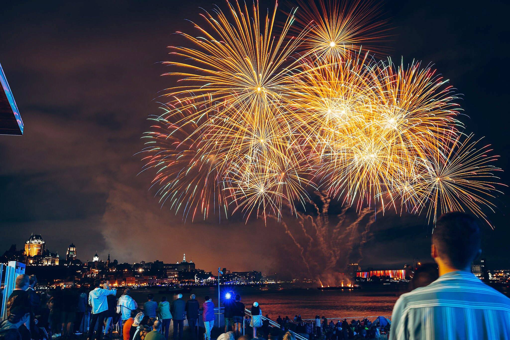 Artificier: une passion familiale moins risquée avec le temps | JDQ